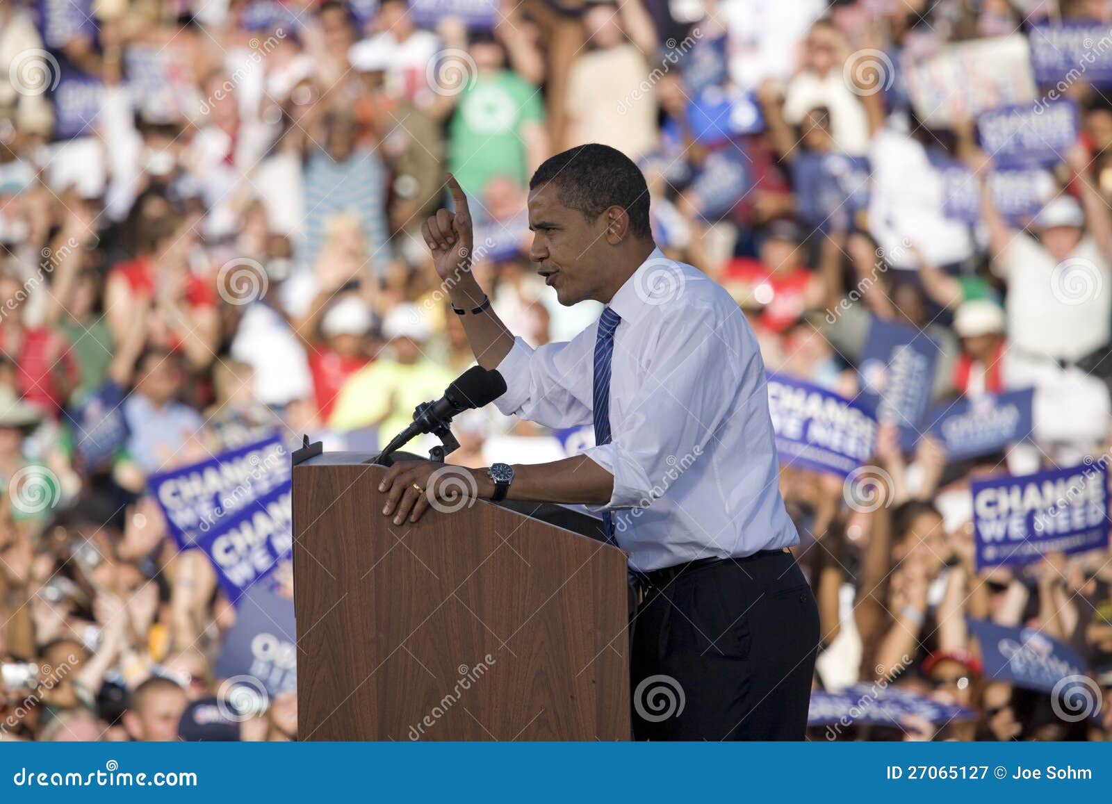 US Senator Barack Obama editorial photography. Image of rally - 27065127