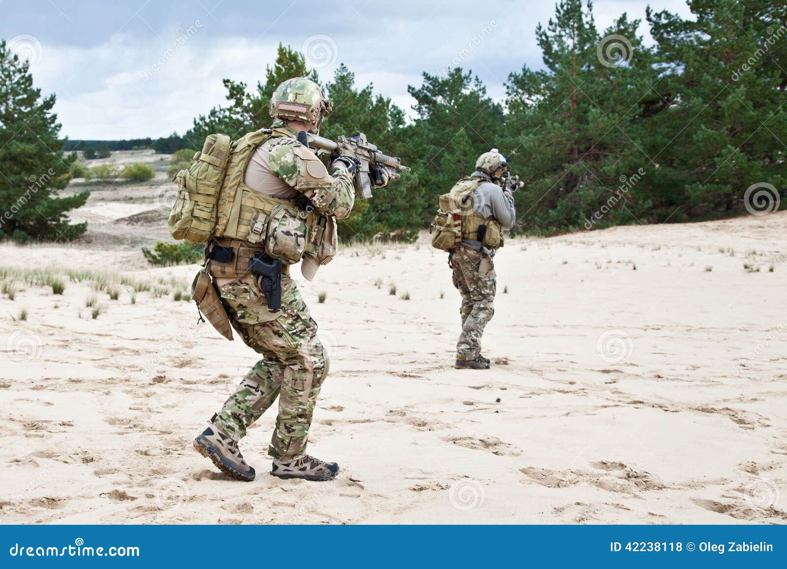 US soldier stock photo. Image of troops, battlefield - 42238118