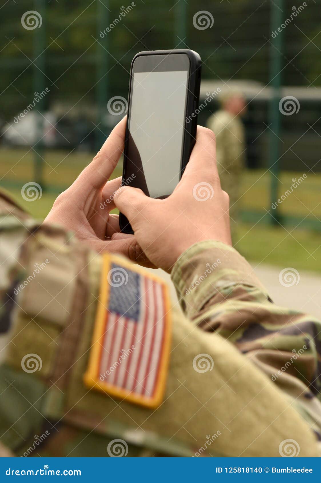 US soldier use smartphone stock photo. Image of serviceman - 125818140