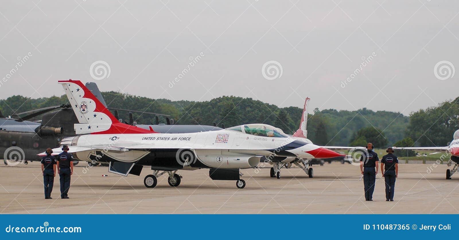 77,906 Ground Team Stock Photos - Free & Royalty-Free Stock Photos from ...