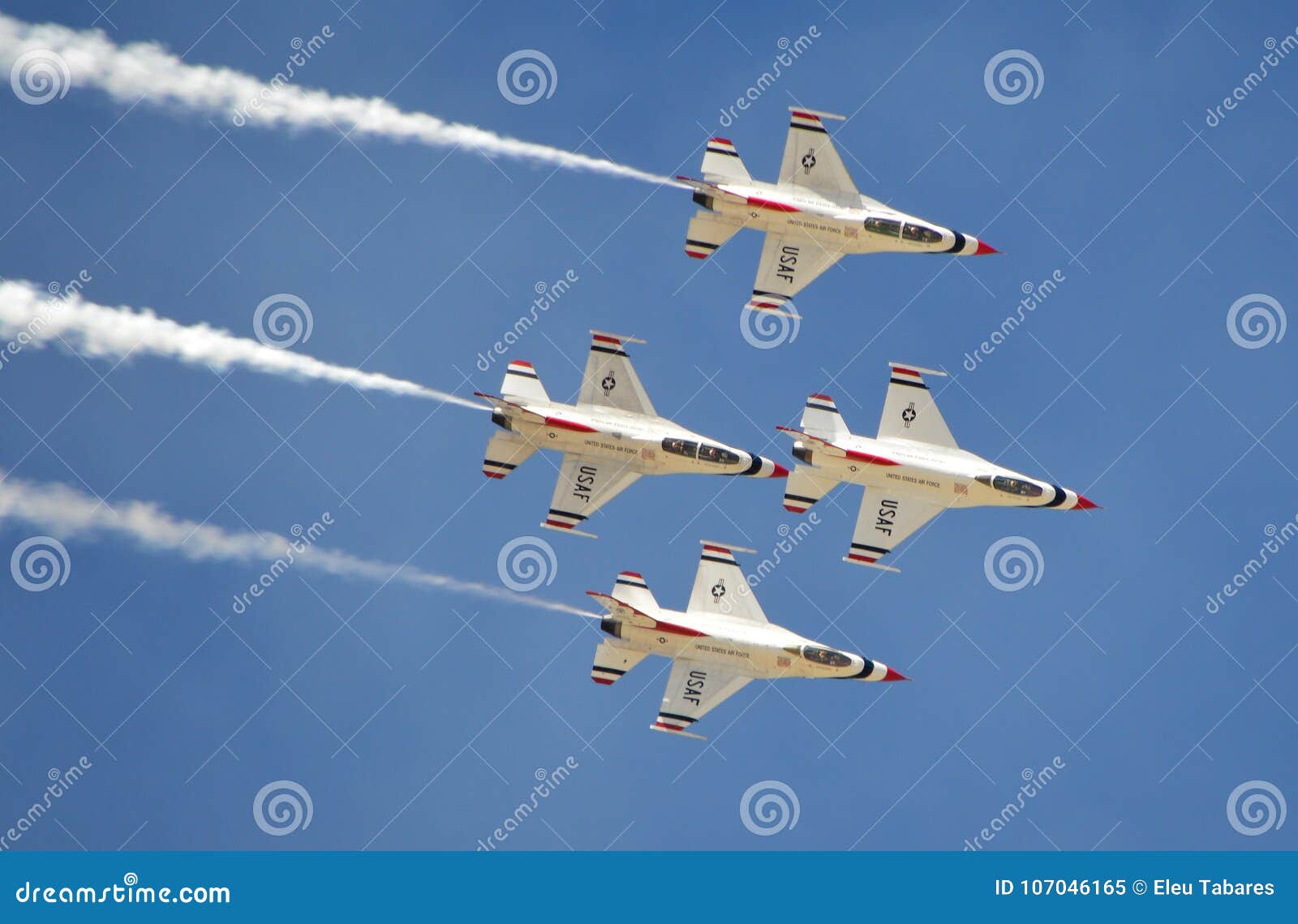 USAF Thunderbirds Flying in Formation Editorial Image - Image of combat ...
