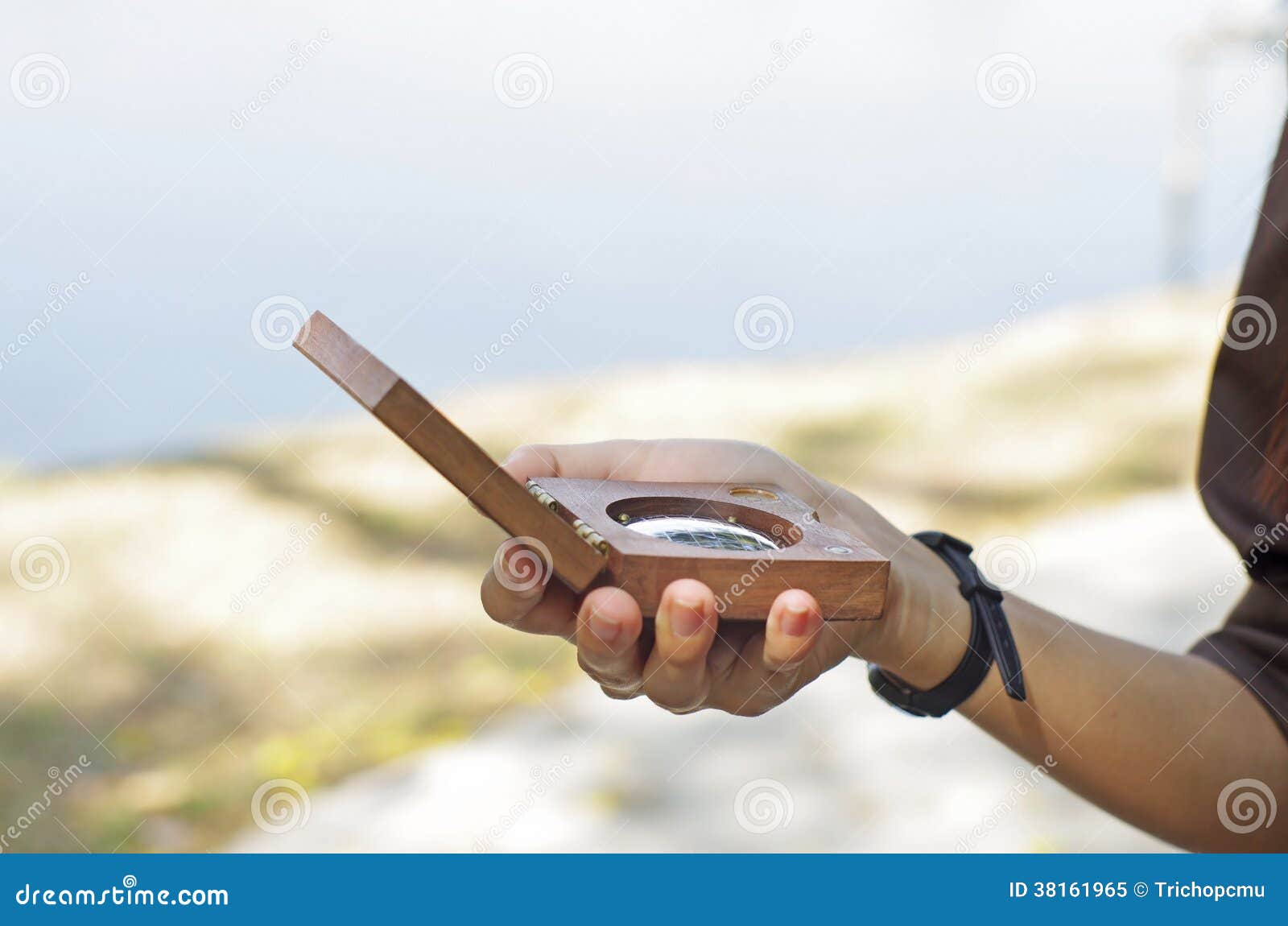 Usando Densiometer En Estudio Científico Imagen de archivo - Imagen de ...