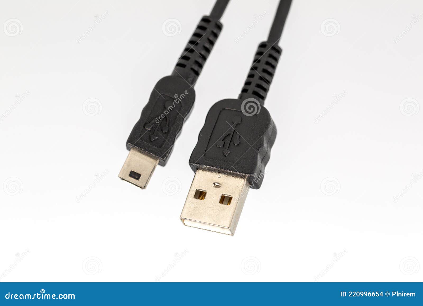 USB-Anschluss und Mini-USB stockfoto. Bild von informationen - 220996654