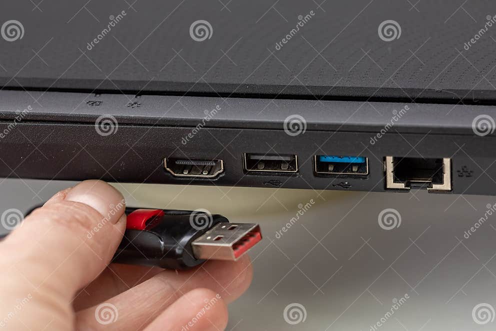 USB Flash Drive Connect To Computer Stock Image - Image of hardware ...