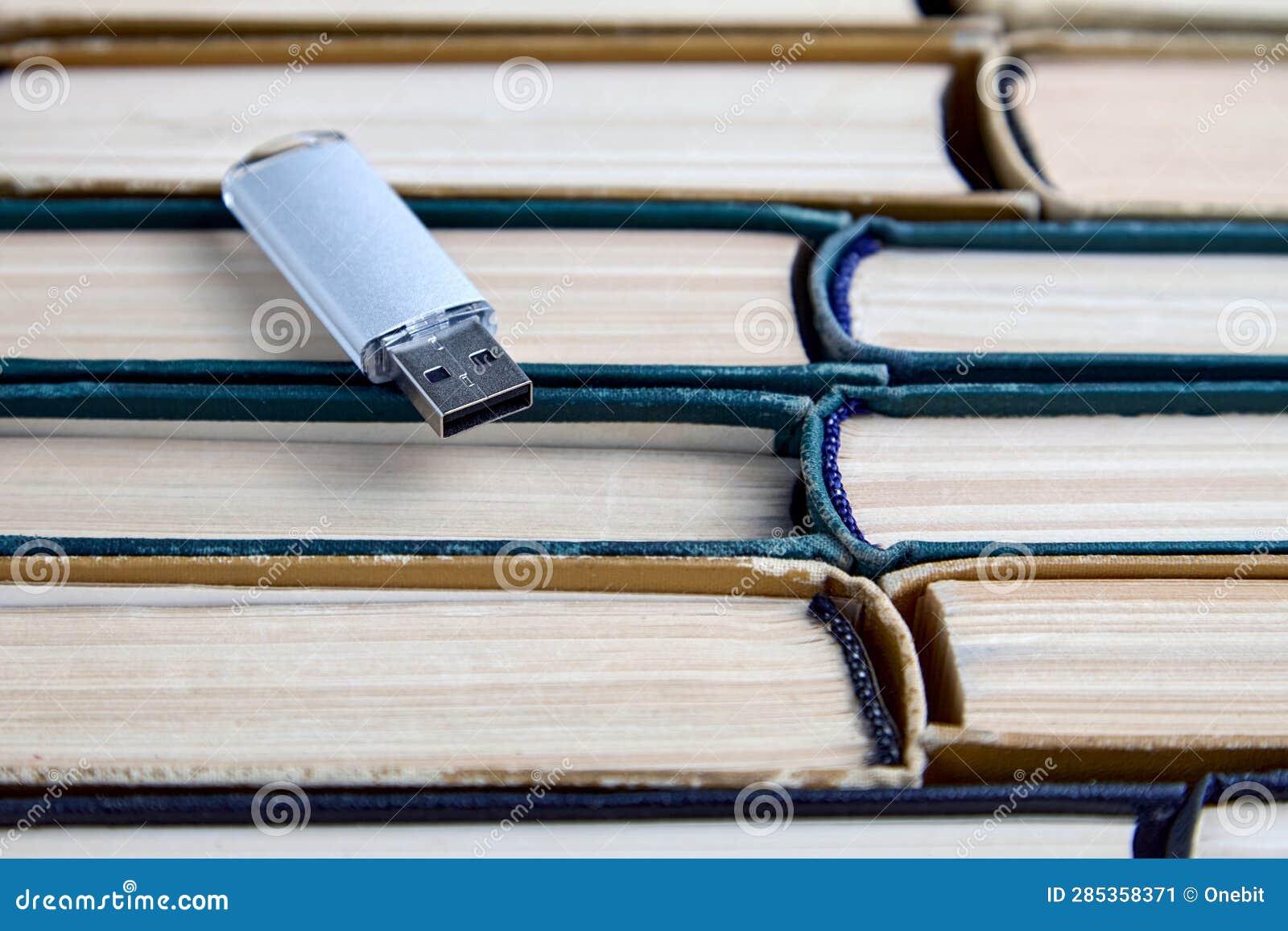 Usb Flash Drive on Stack of Paper Old Books. Keepers and Carriers of ...