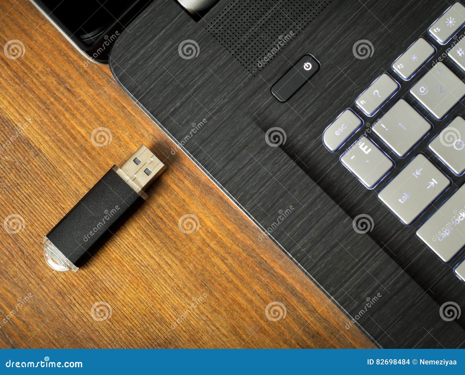 Usb Flash Memory and Laptop Stock Photo - Image of drive, icon: 82698484
