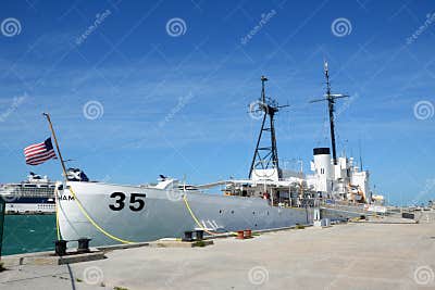 USCGC Ingham (WHEC-35) editorial photography. Image of historical ...