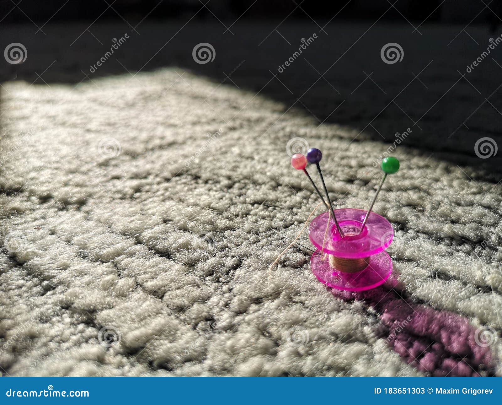 Threads and Needles on the Ground Stock Image - Image of leaf, soil ...