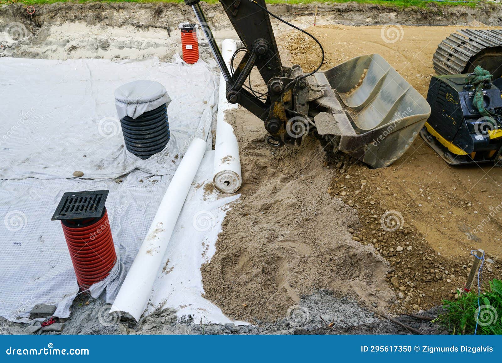 Use of Geotextile Fabric Rolls for Drainage and Separation of Base ...