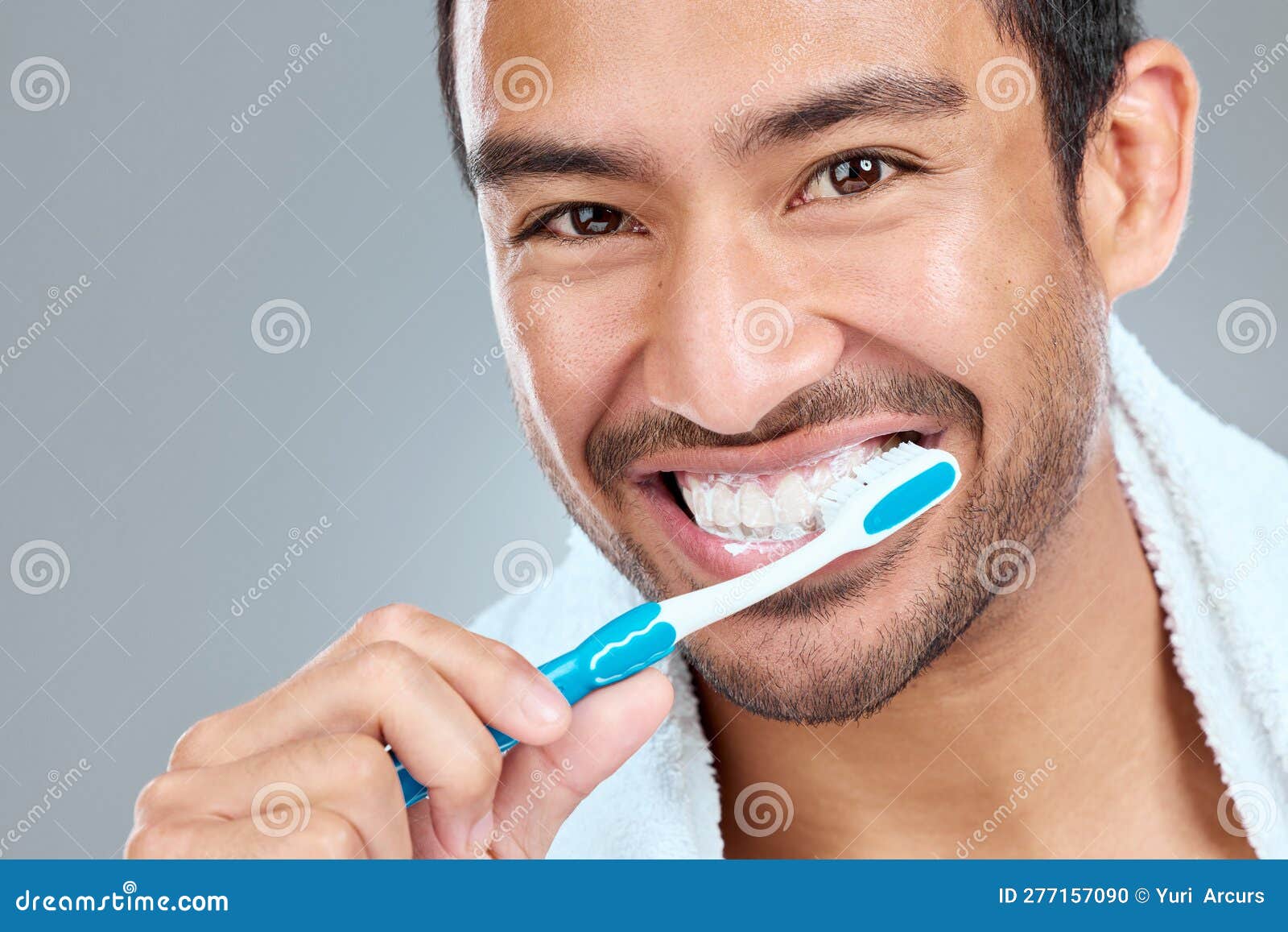 Use Small Circular Motions and Short Back-and-forth Strokes. a Man ...