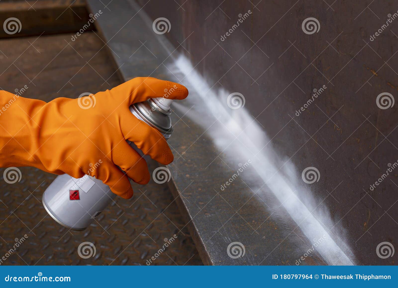 Use Spray White Contrast on the Welded Surface Stock Photo - Image of ...