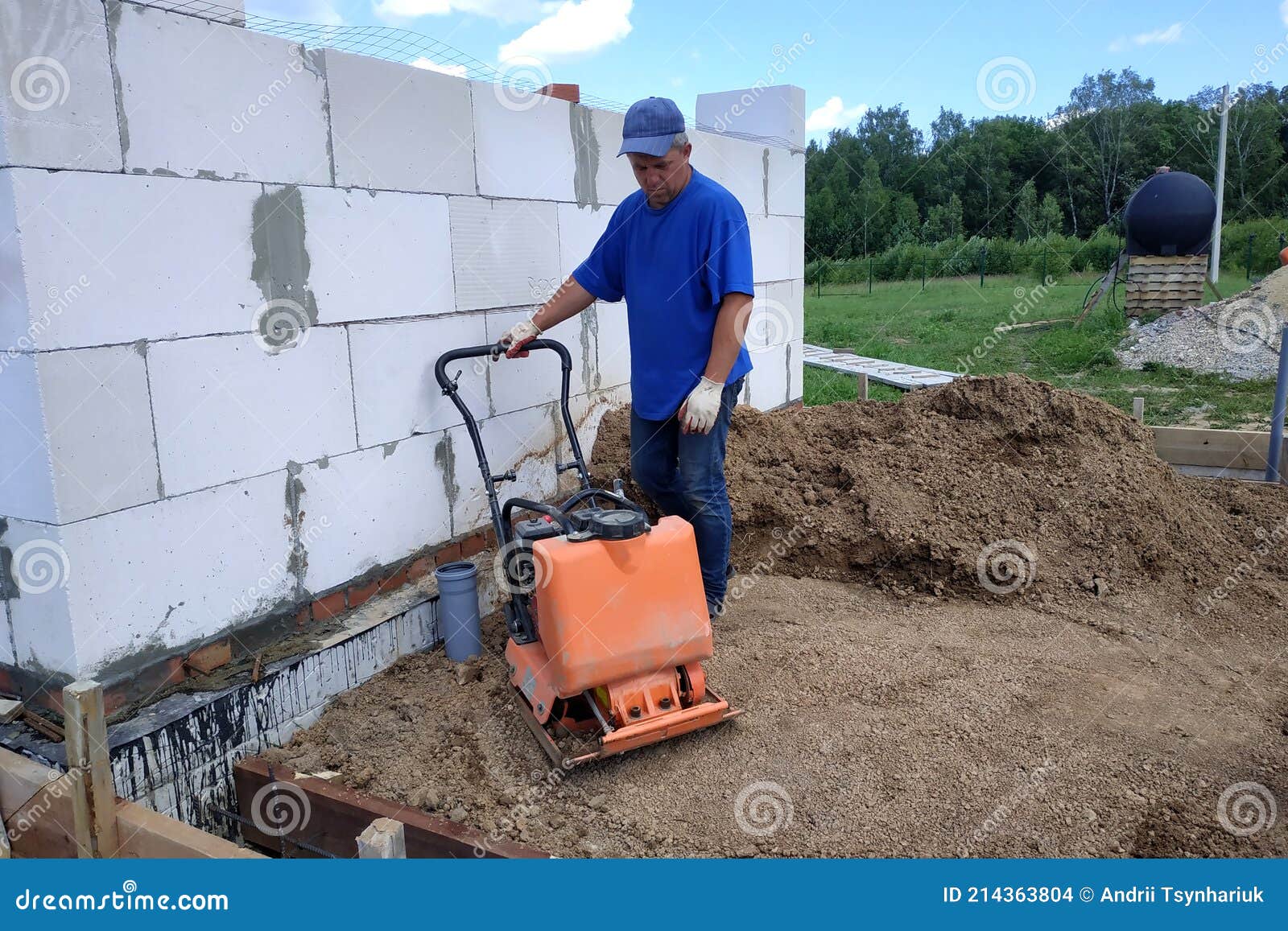 Use of a Vibrating Plate on Construction, Heavy Construction Tools and ...