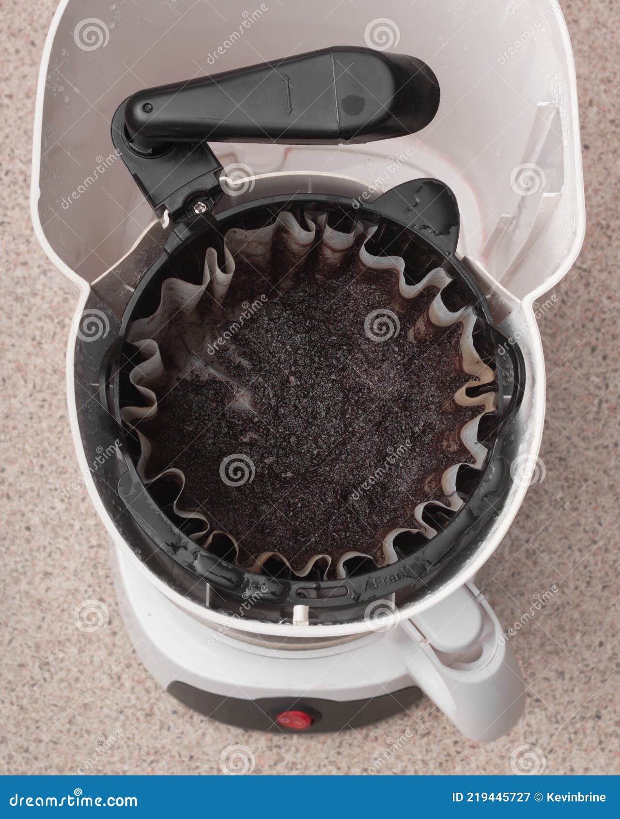 Used Coffee Filter editorial photography. Image of maker - 219445727