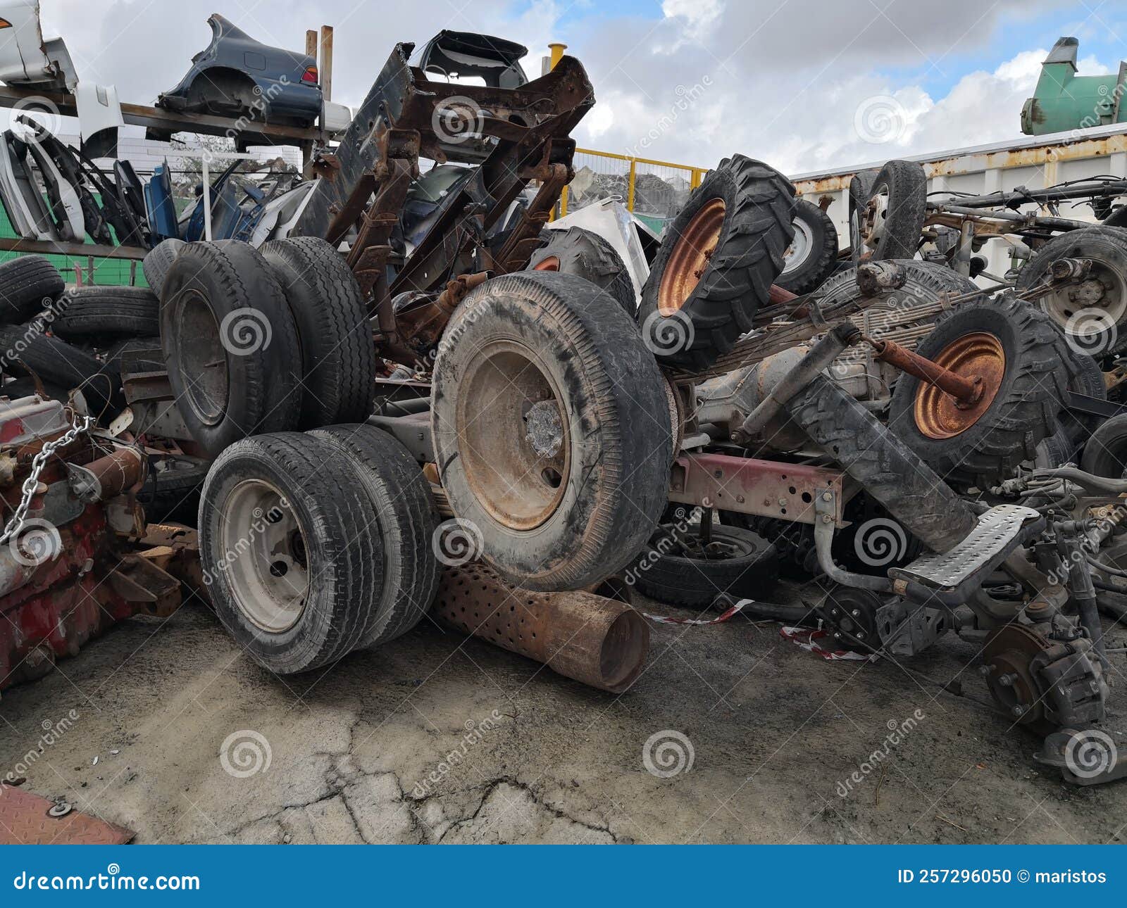 The Used Tires on Waste Scrap Stock Photo - Image of repair, recycle ...