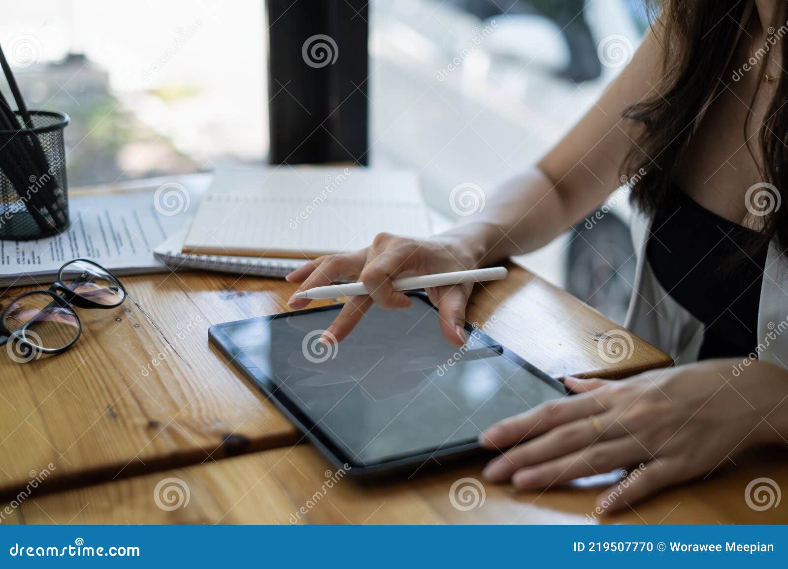 User Experience Concept. Creative Web Designer Sketching Application ...