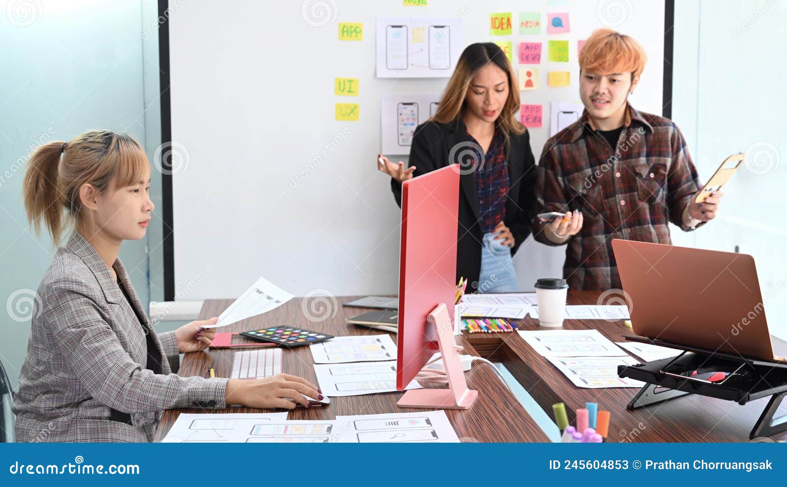 User Experience Designers Brainstorming and Planning Sketch, Prototype ...