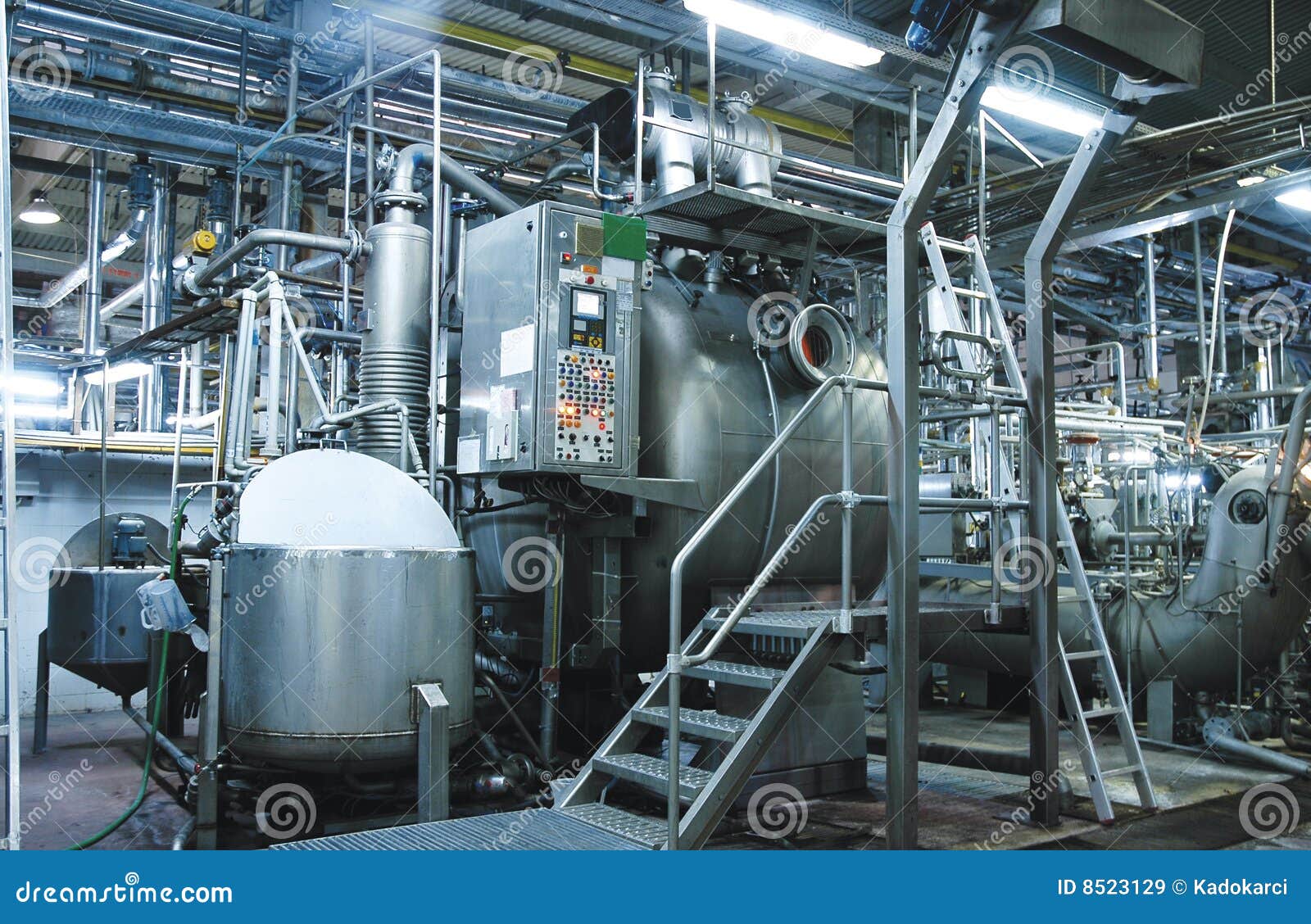 Usine image stock. Image du centrale, machine, usine, chaudière - 8523129