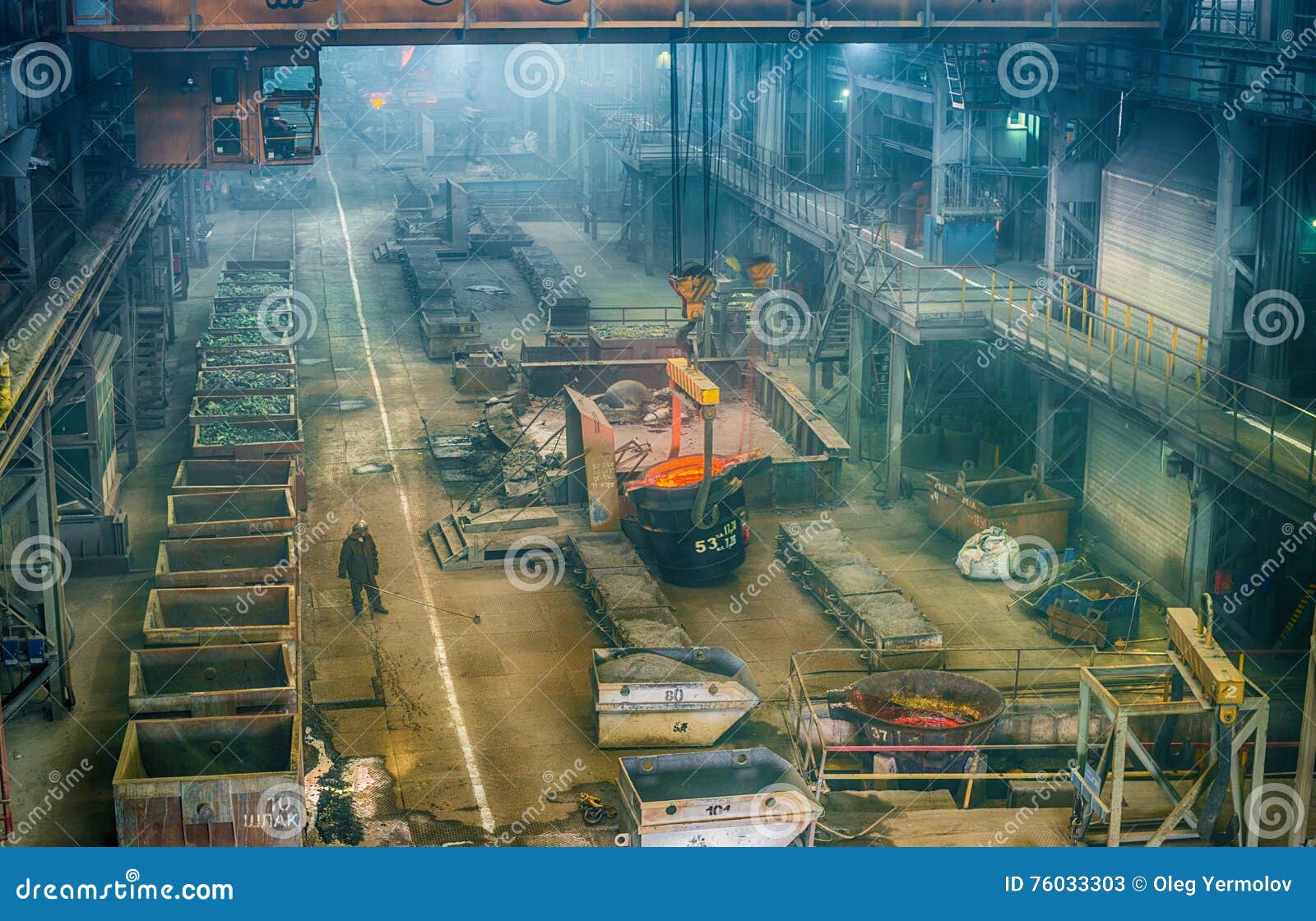 Usine De Ferro-alliage De Bâti Photo stock éditorial - Image du bâti ...