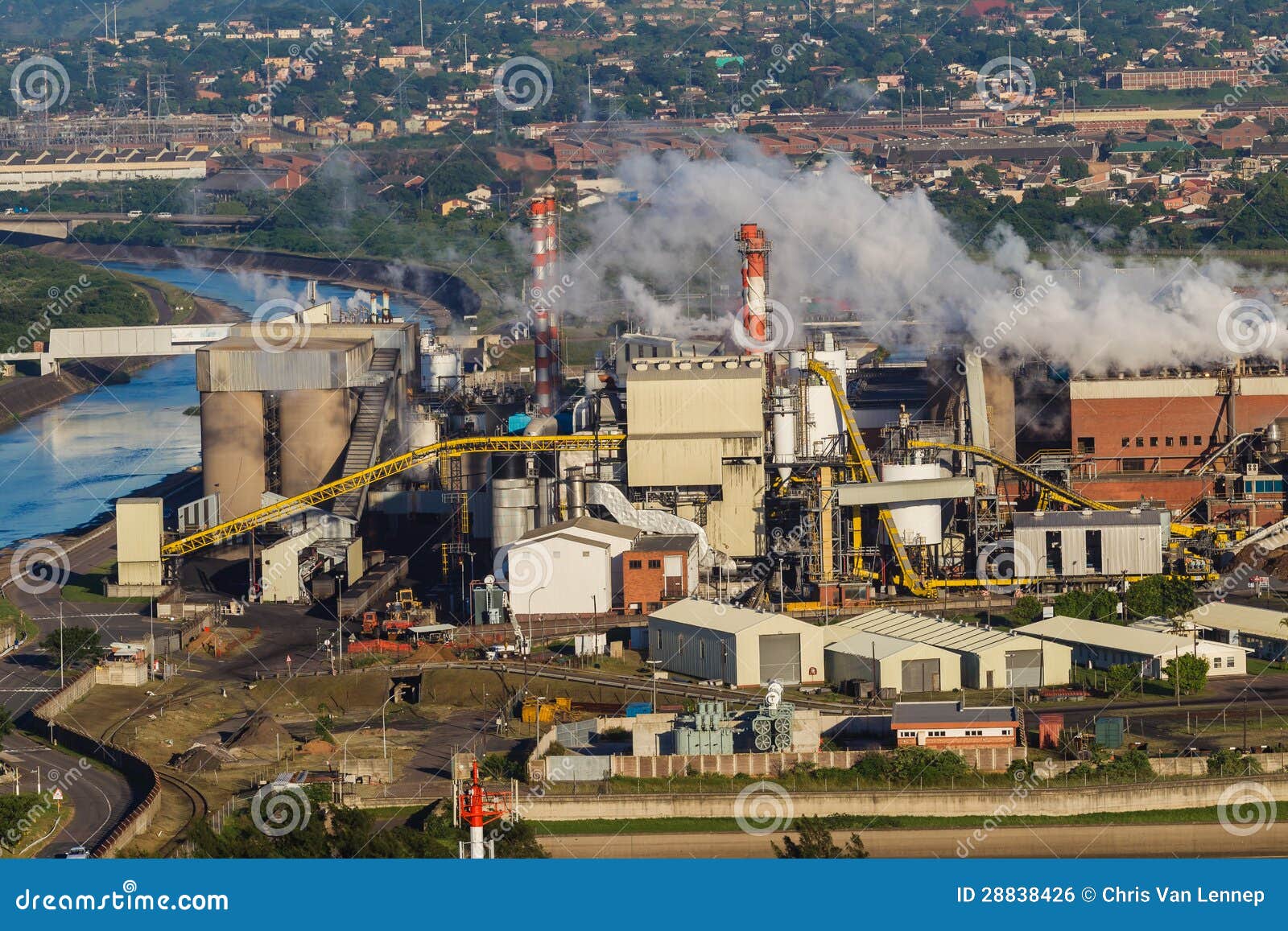 Usine De Papier De Fabrication Photo éditorial - Image du compétence ...