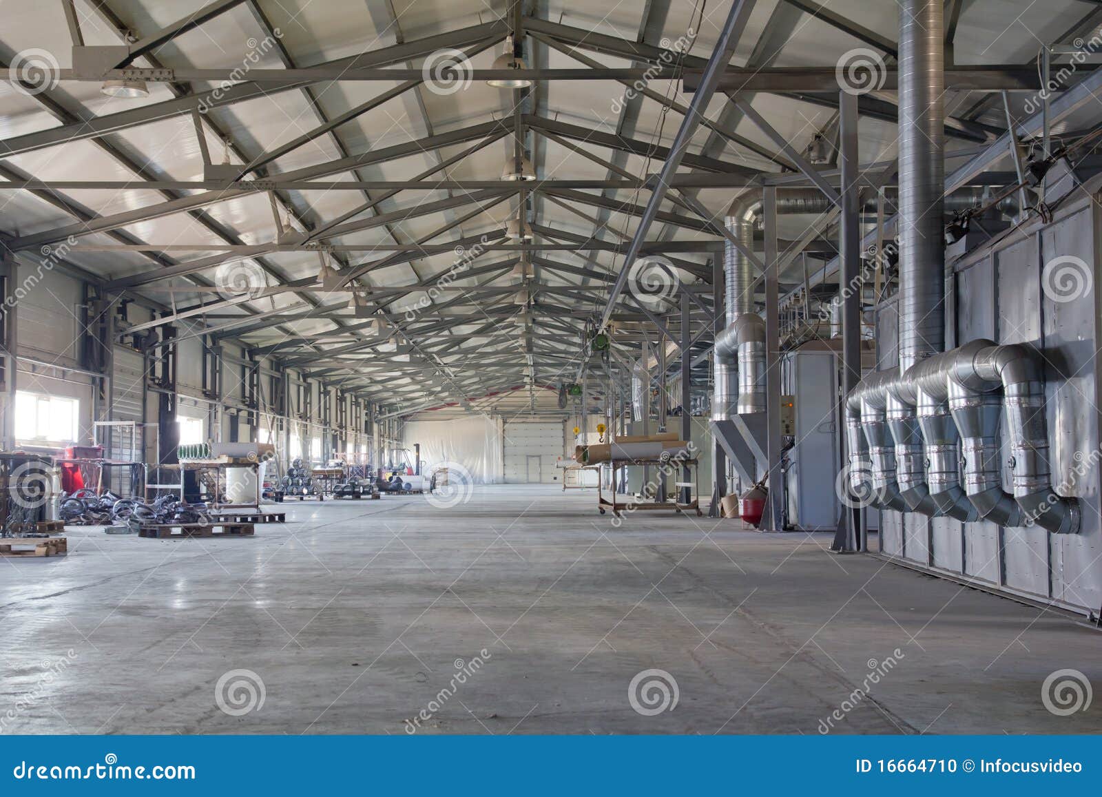 Usine industrielle photo stock. Image du métallurgie - 16664710