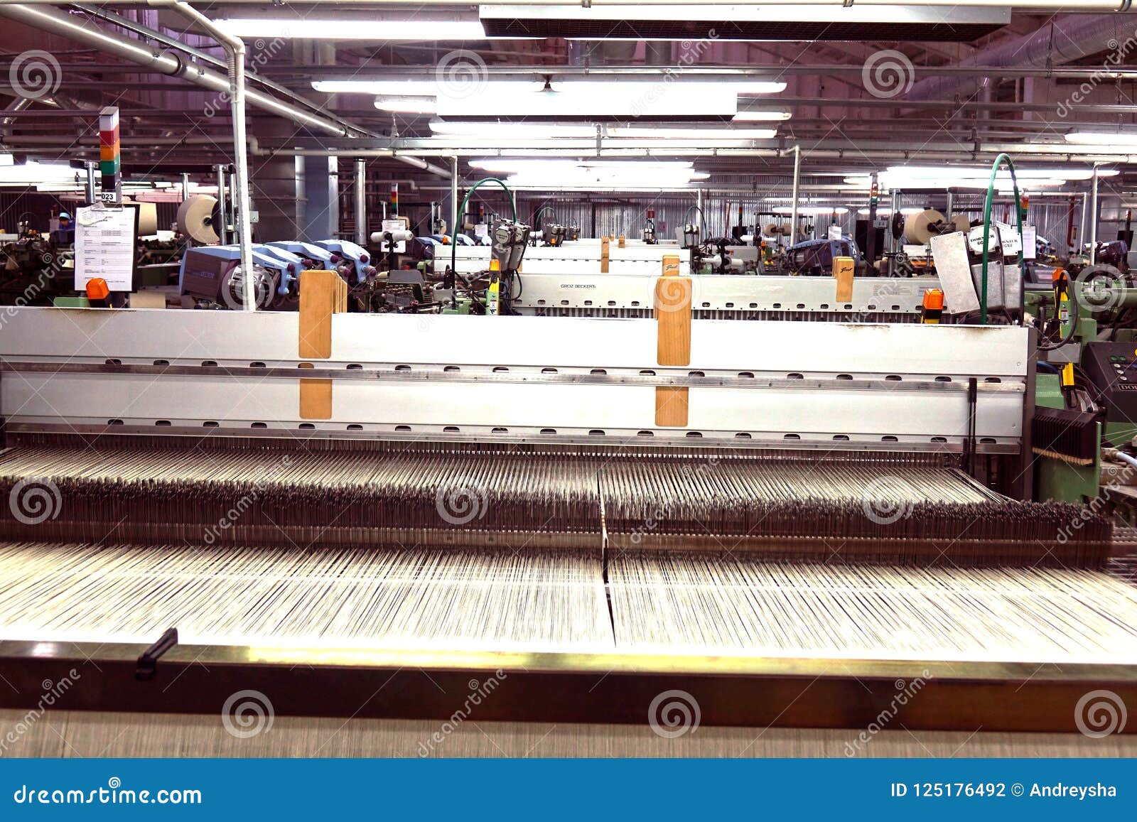 Usine Industrielle De Textile Production De Tissu Photo stock - Image ...