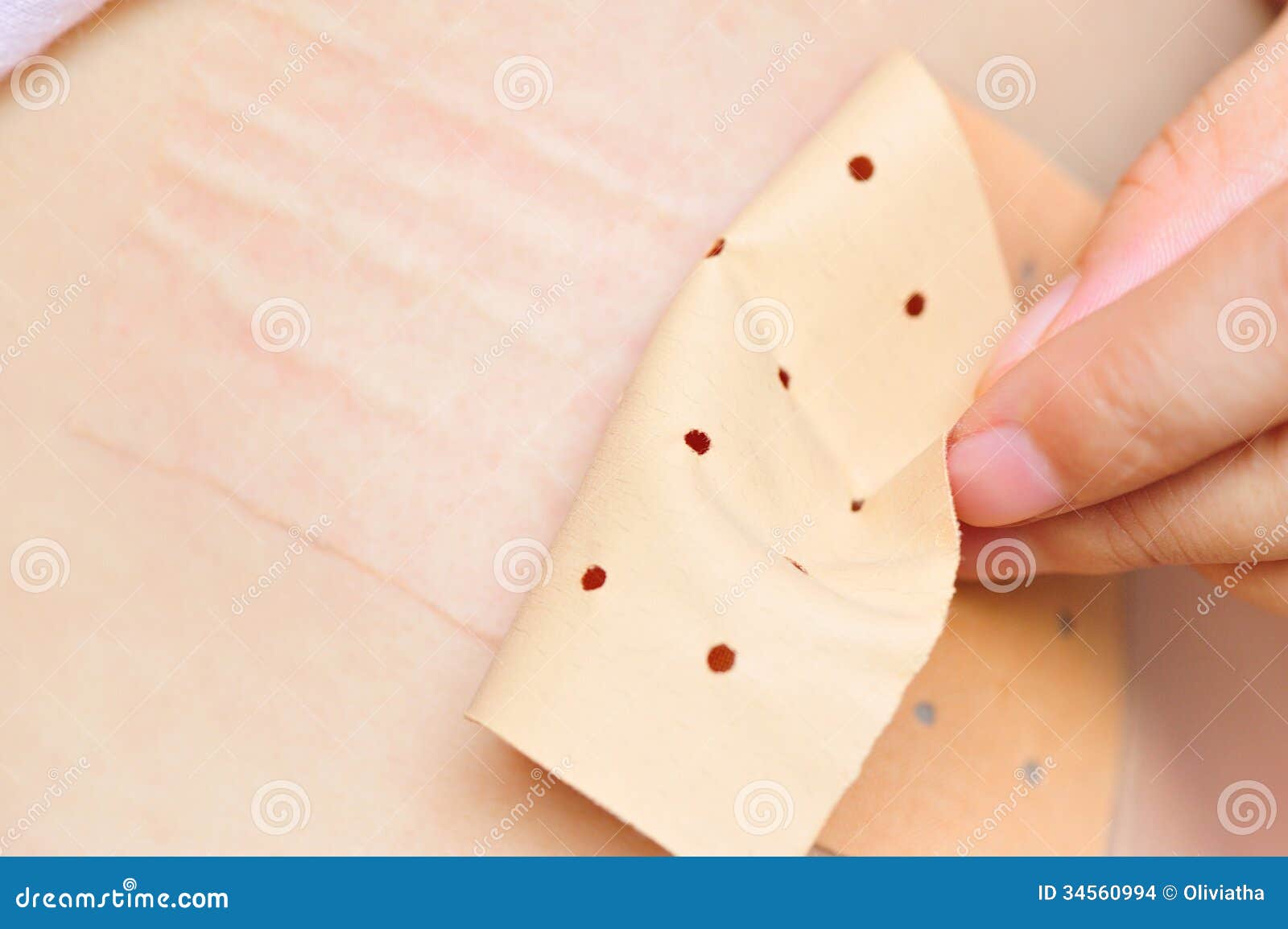 Using Chinese Rheumatism Plaster Stock Photo - Image of firstaid, gauze ...