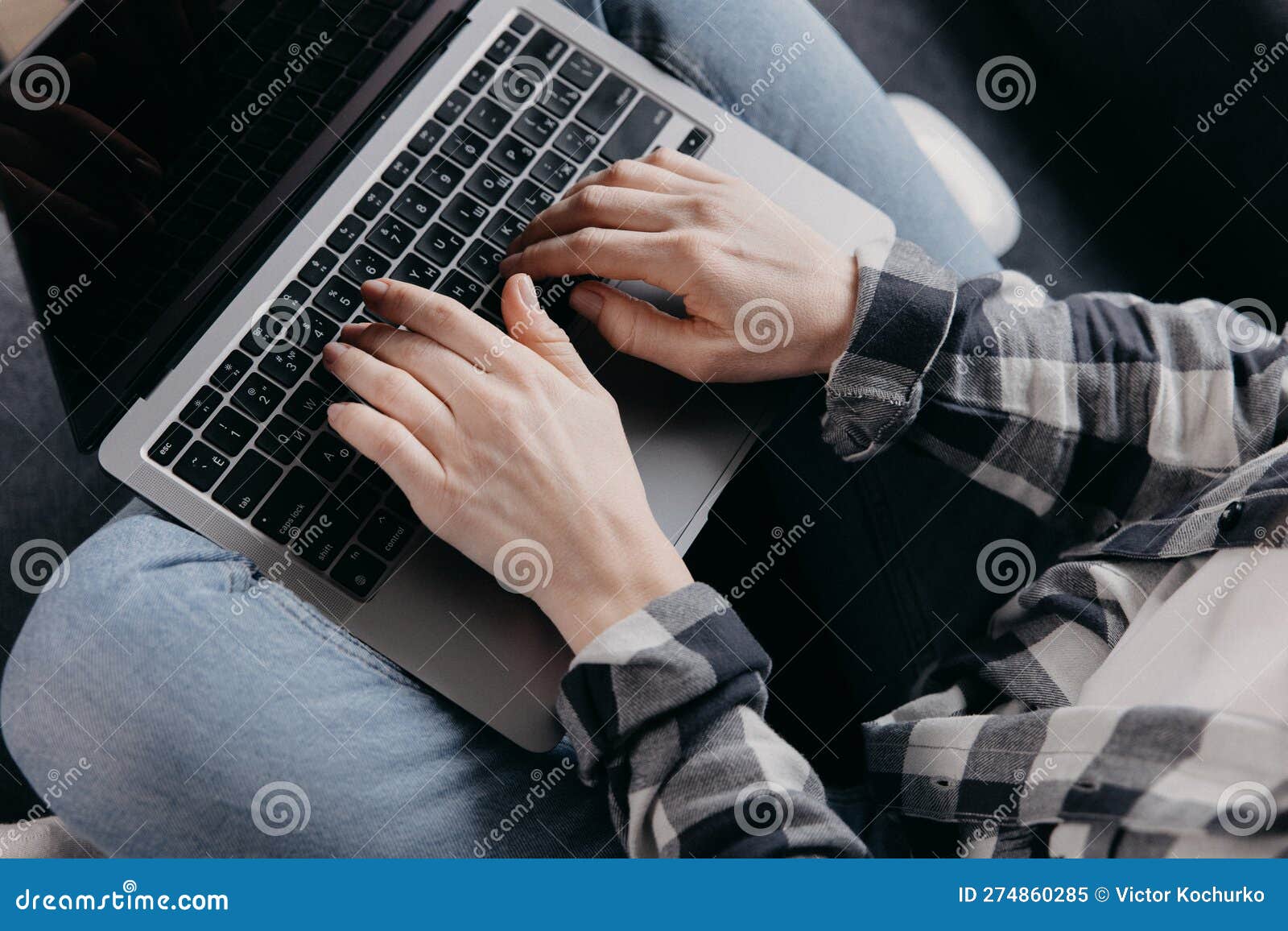 Using Computer, Hand Typing Message on Keyboard Laptop Stock Image ...