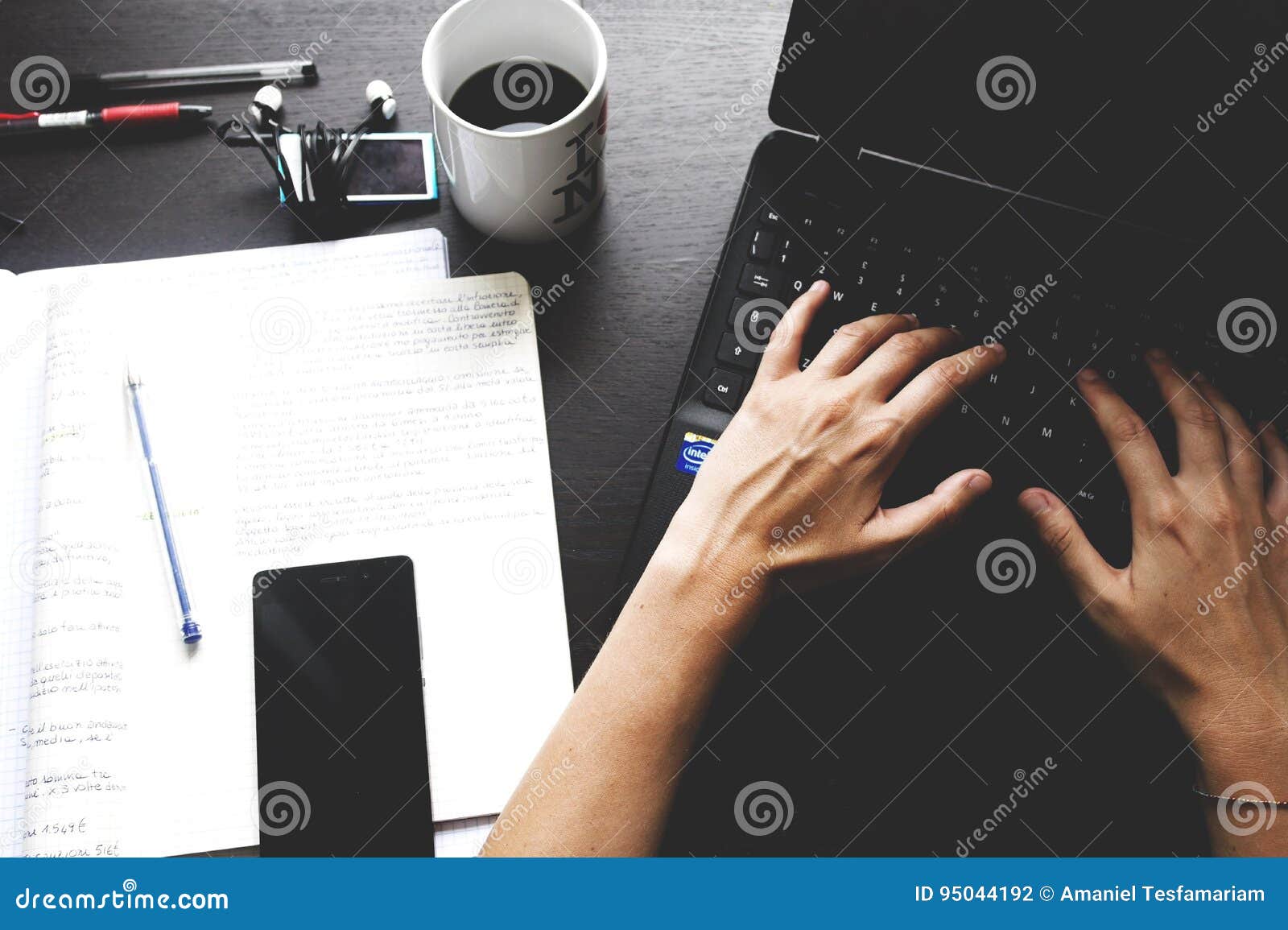 Using Computer on an Office Desk Editorial Photography - Image of ...
