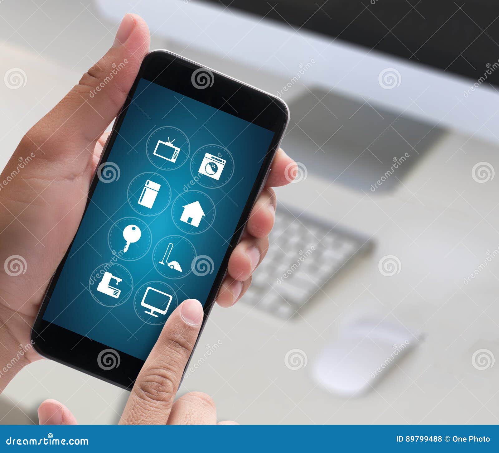 Using Innovative Technologies Computer System Innovation Digita Stock ...