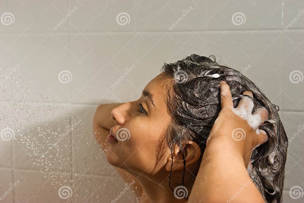 Using Shampoo stock image. Image of hair, leisure, foam - 11090925