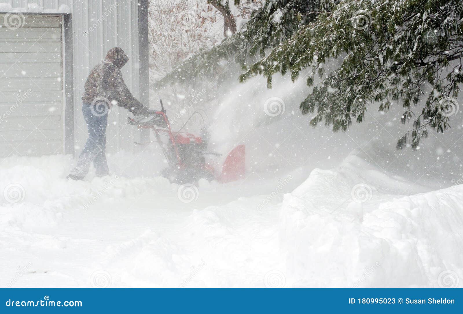 Snow Blower Stock Photo | CartoonDealer.com #8991408