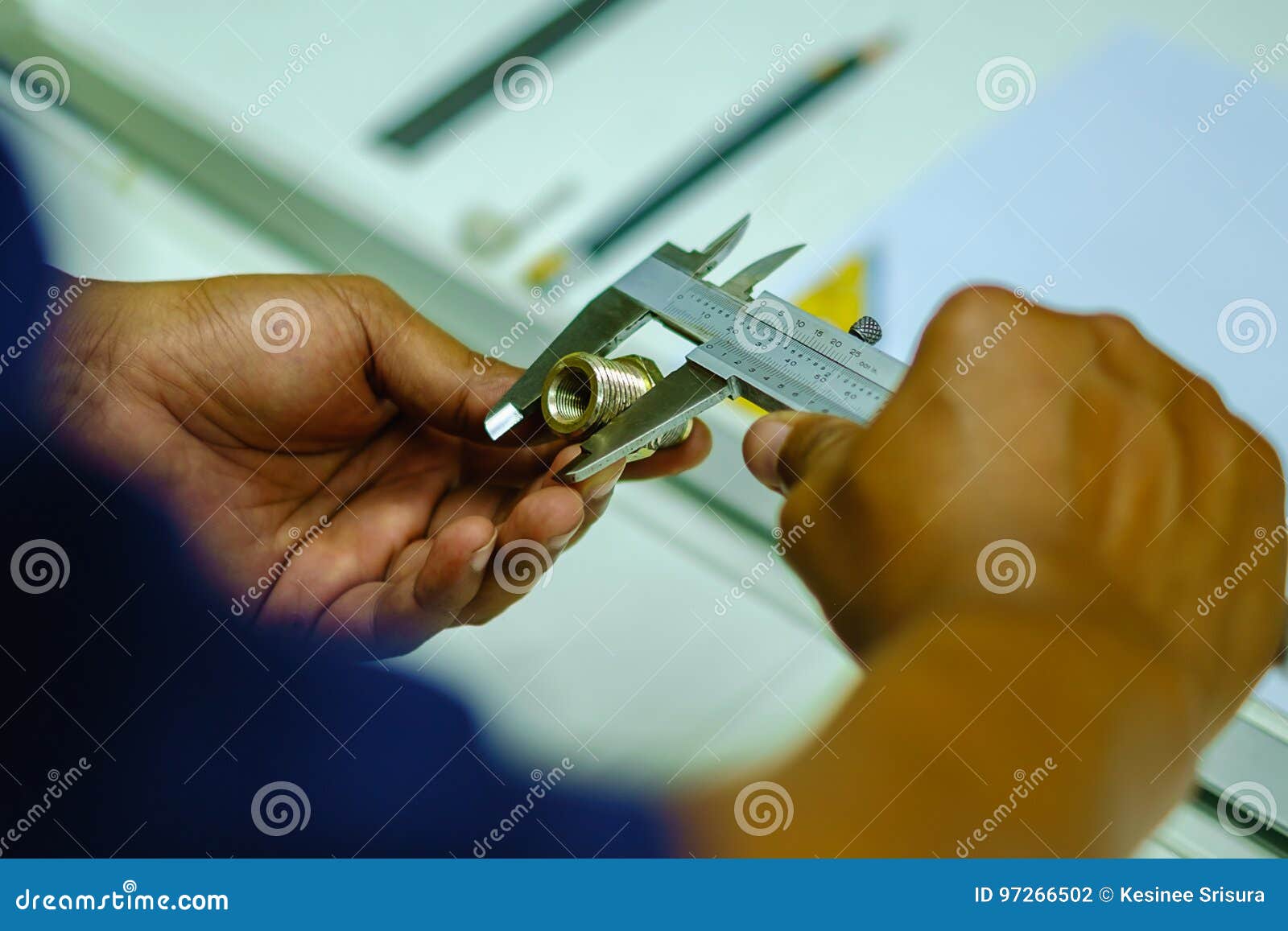 Using Vernier Caliper To Measure the Object Stock Photo - Image of ...