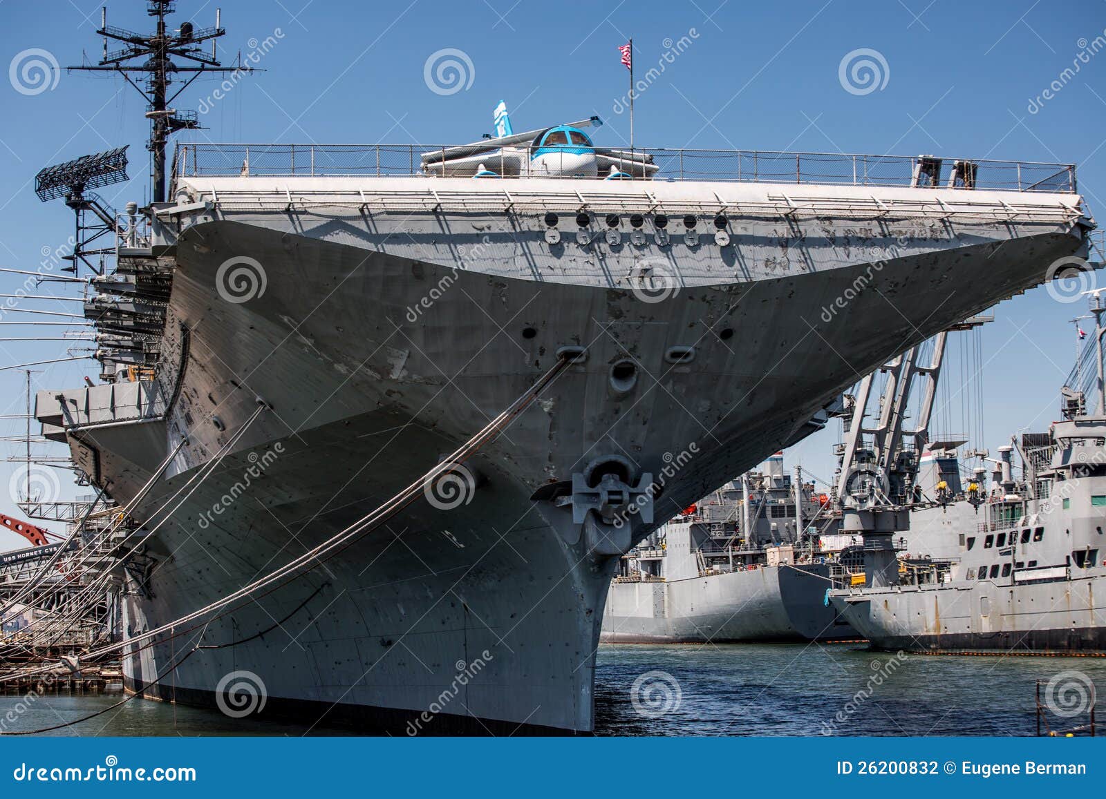 USS Hornet (CVS-12) stock photo. Image of navy, cvs12 - 26200832