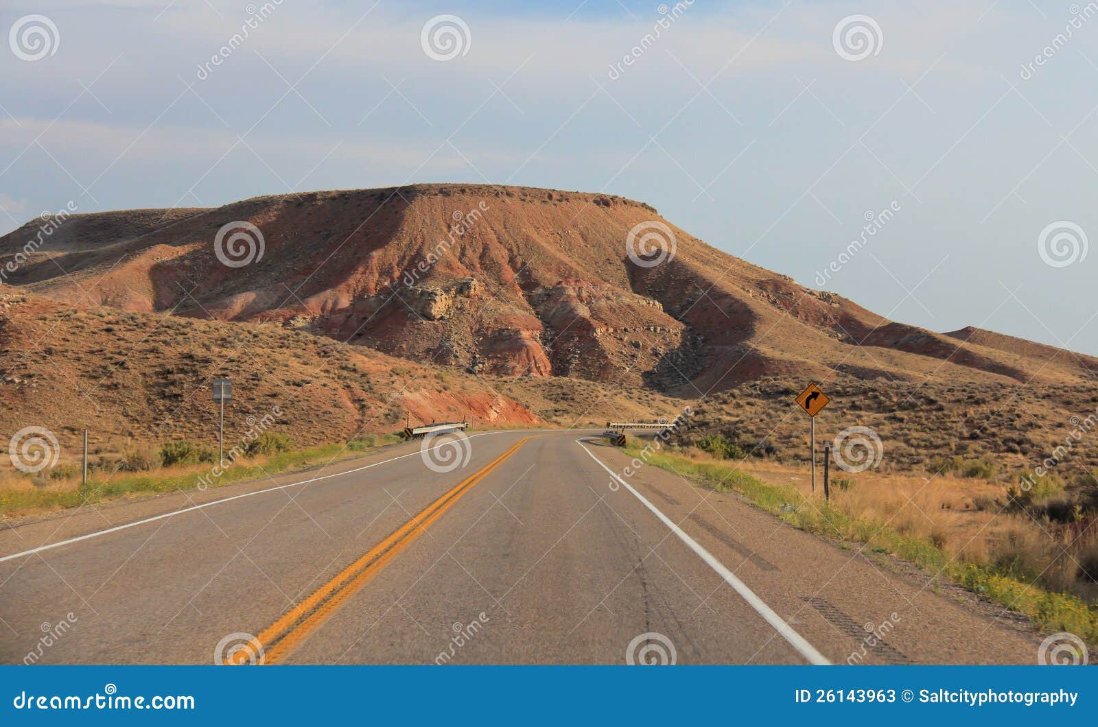 Utah: the open road stock image. Image of freeway, mountains - 26143963