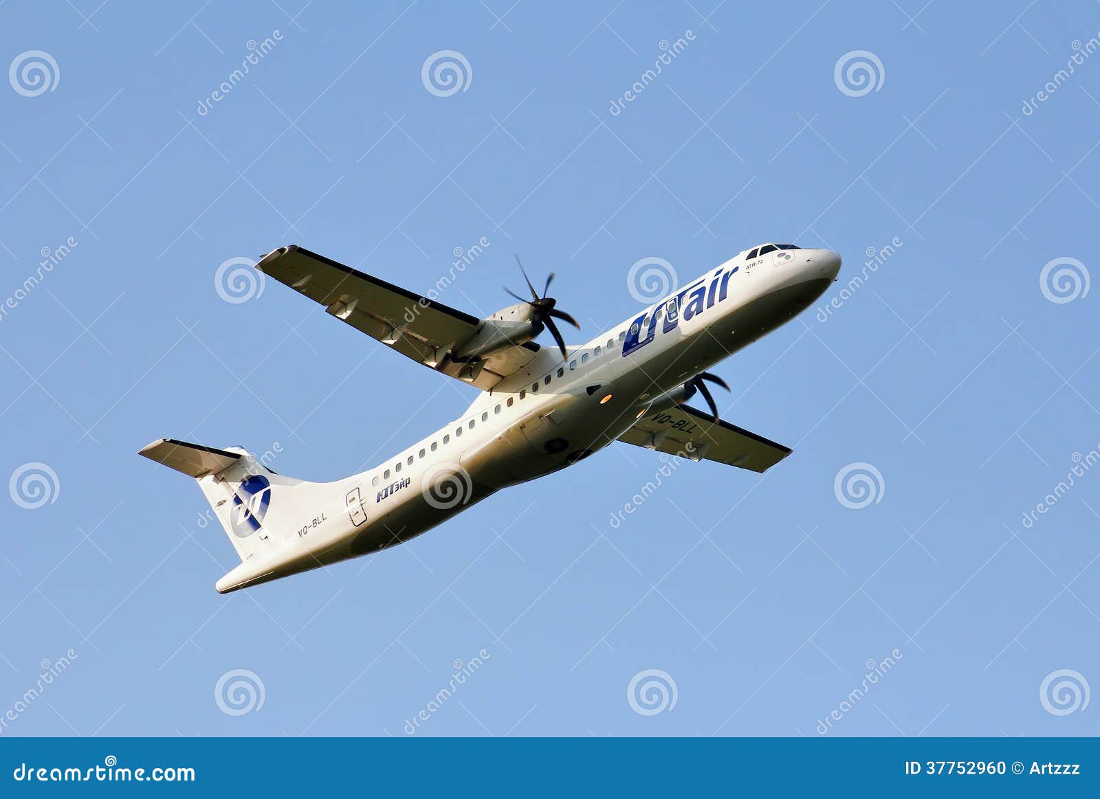 UTair ATR-72 editorial image. Image of airplane, passenger - 37752960