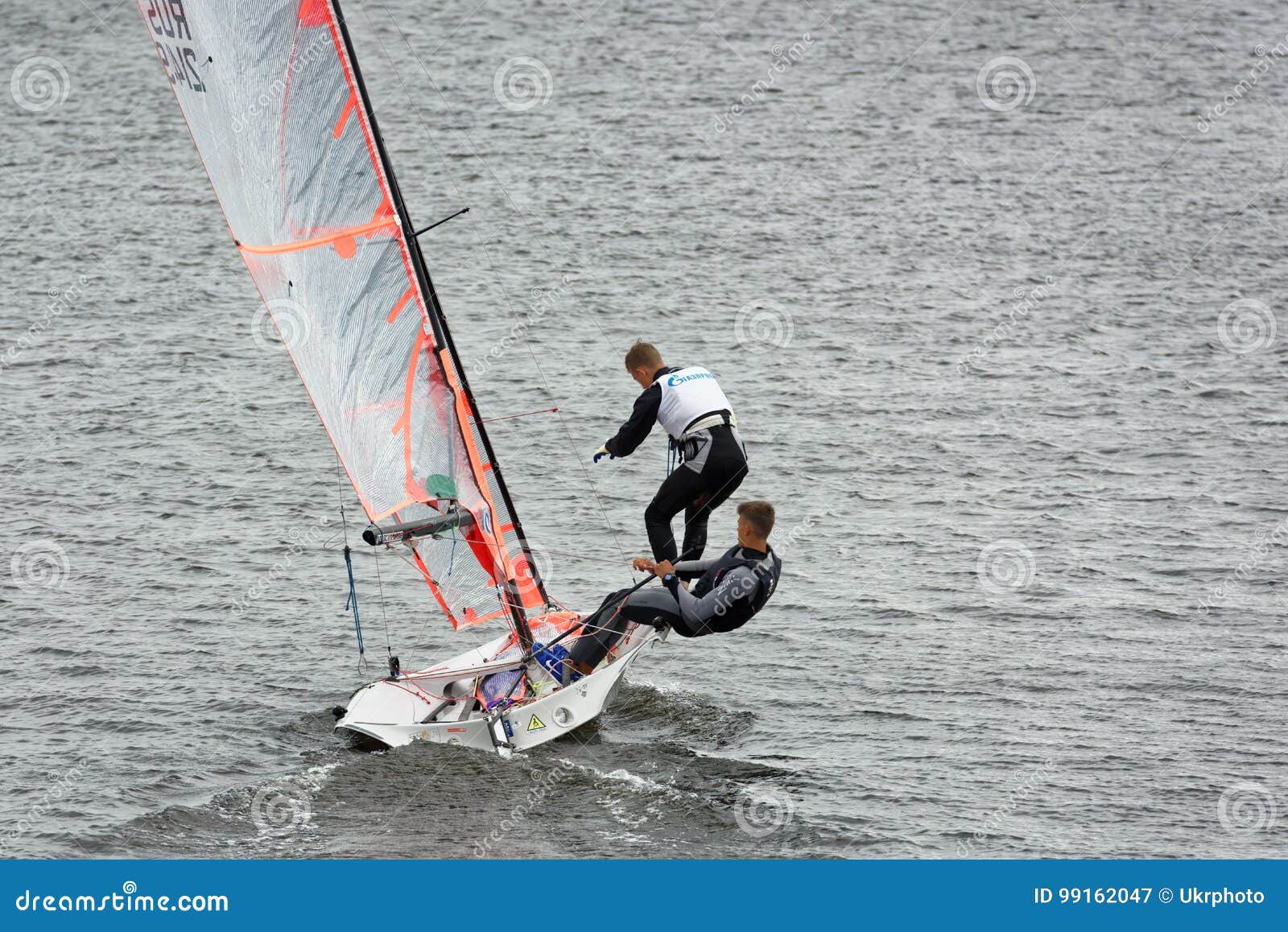 Utbildning i segling redaktionell arkivbild. Bild av segla - 99162047