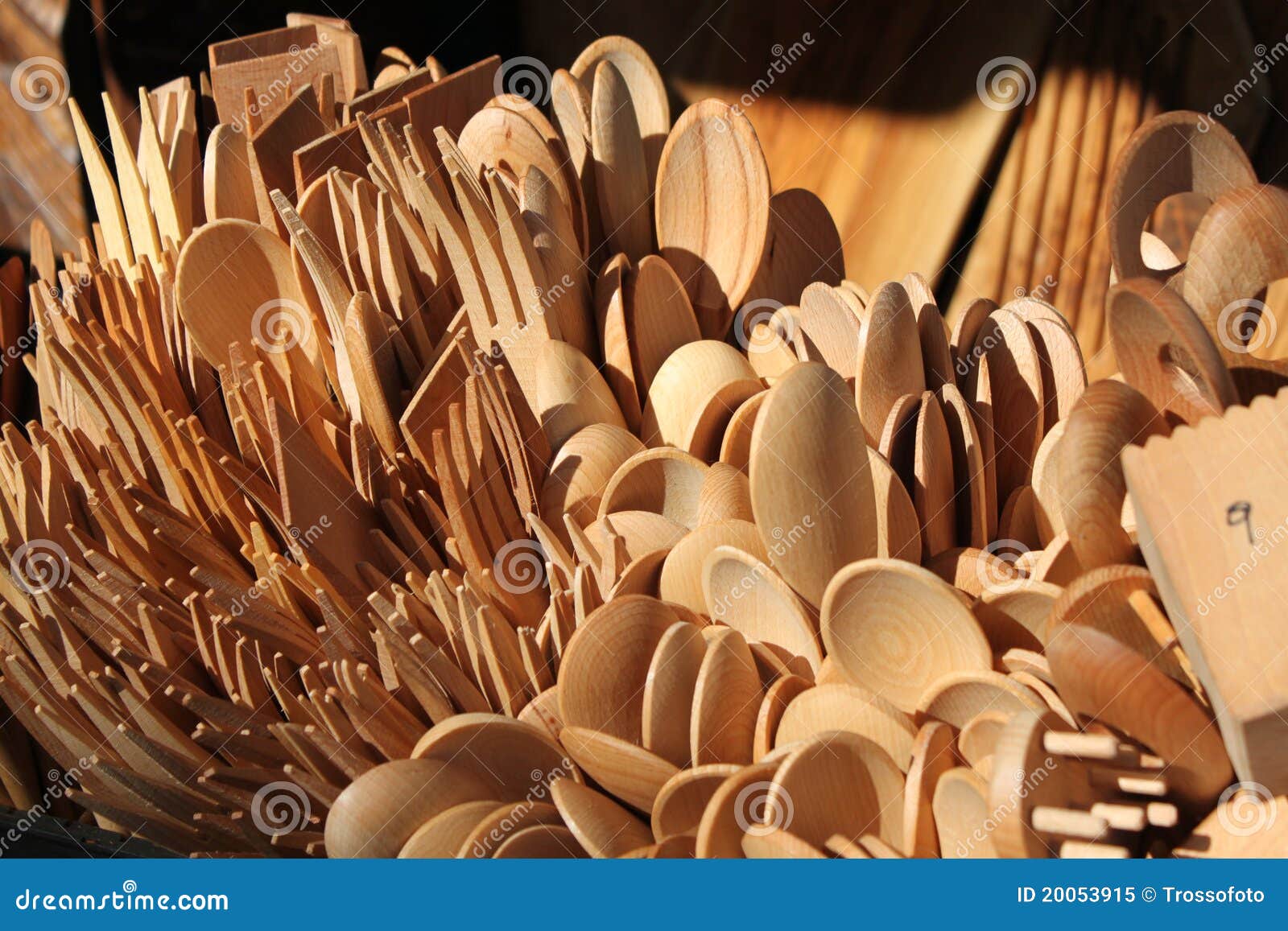 Utensilios De Cocina De Madera Imagen de archivo - Imagen de retro ...