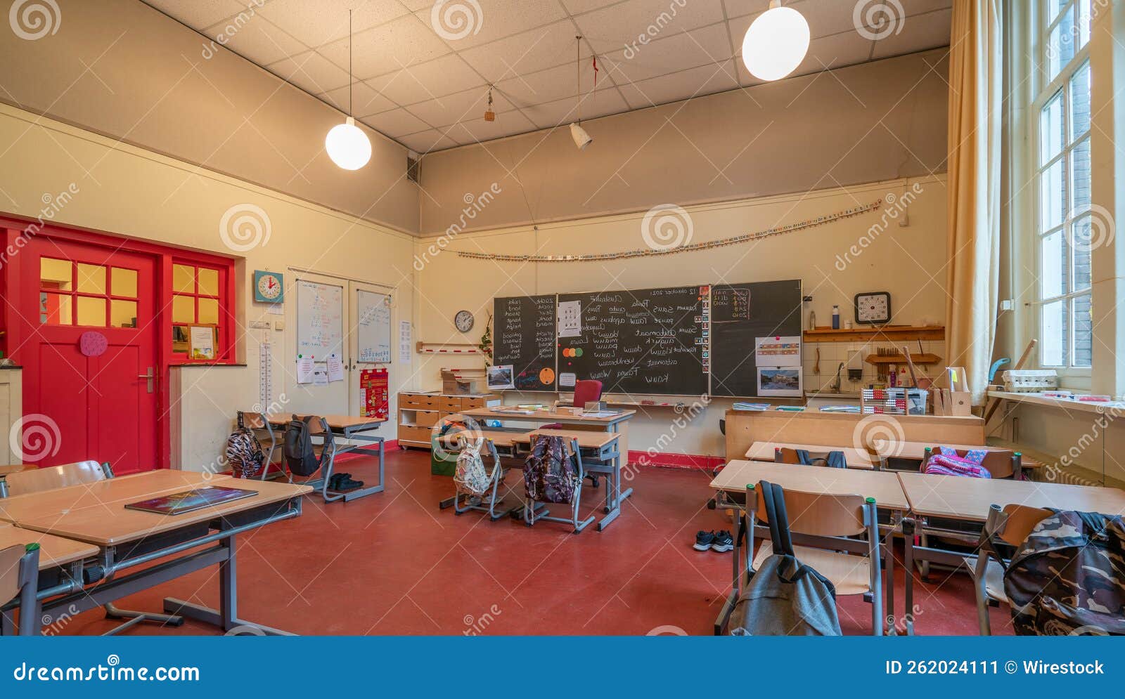 Empty Classroom in an Elementary School Editorial Photo - Image of ...