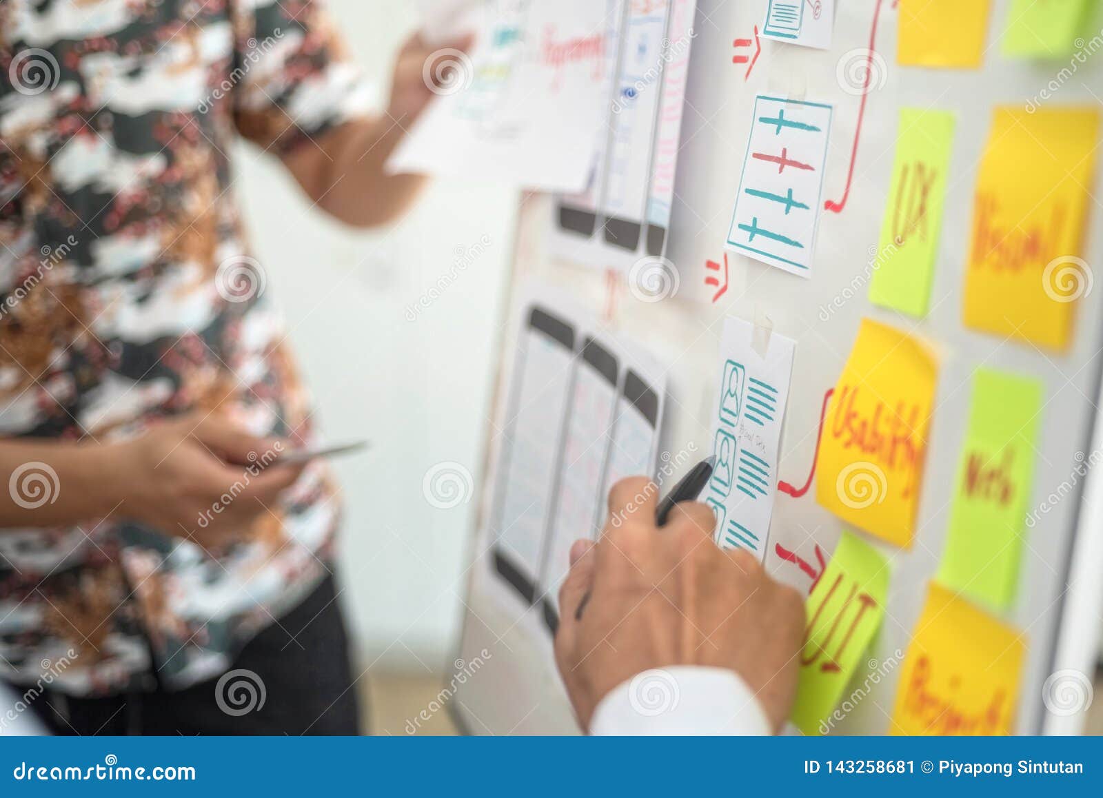 UX Designer Creative Group Working about Planing Mobile Application ...