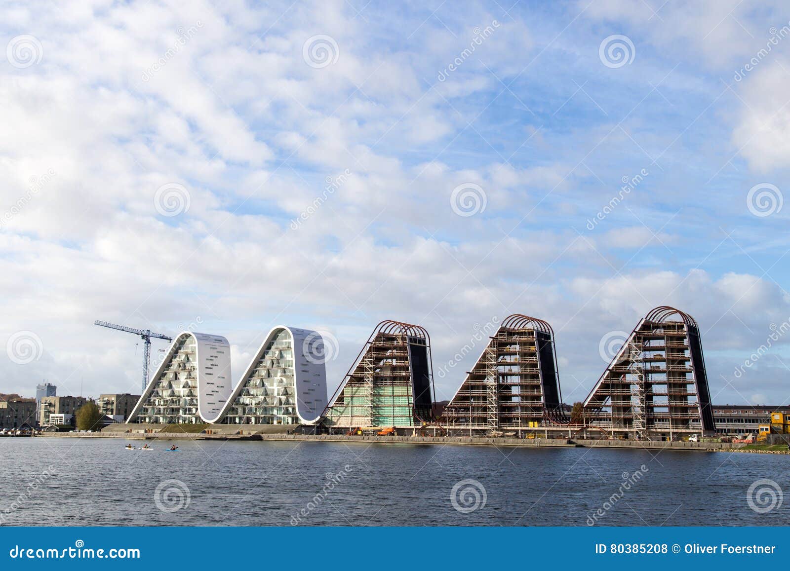 Vågen i Vejle, Danmark redaktionell arkivfoto. Bild av lägenhet - 80385208