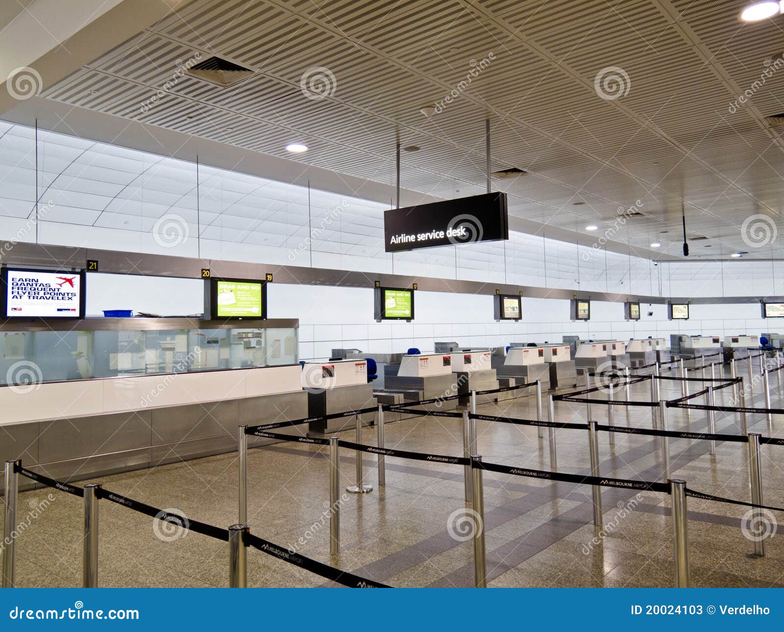 Vacant Airline Checkin Terminals Editorial Stock Photo - Image of ...