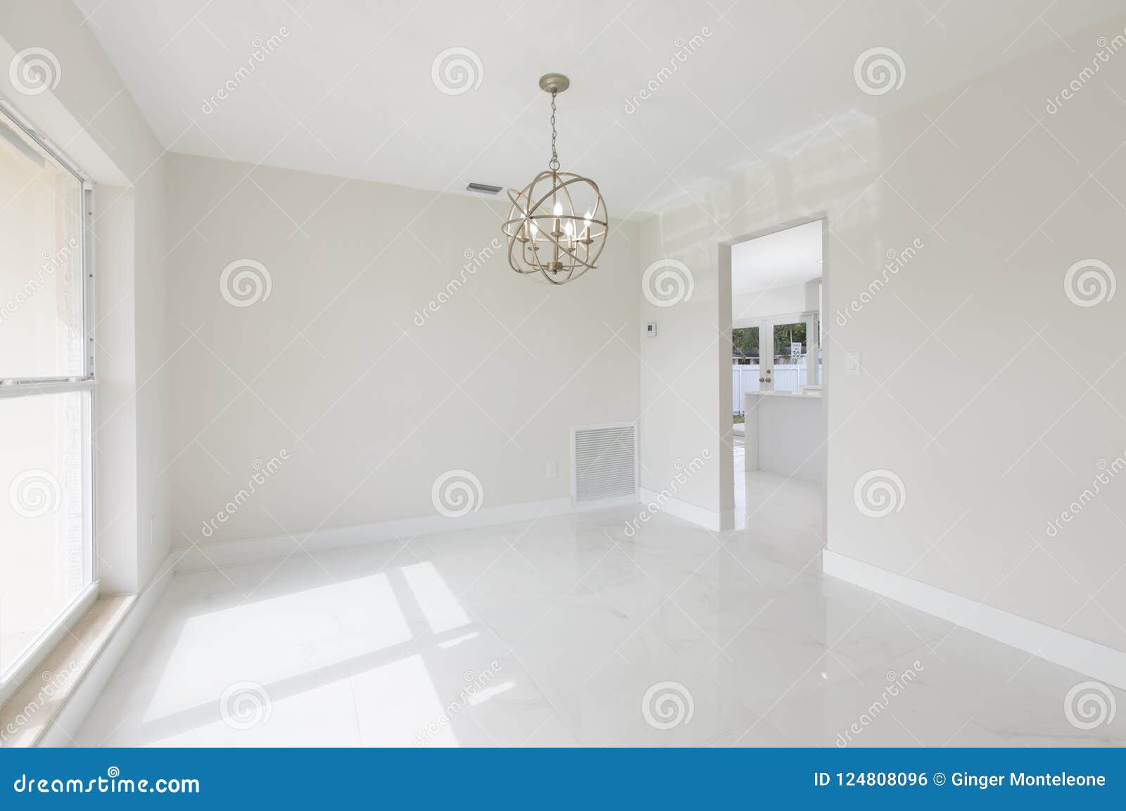 Modern Vacant Retail Shop Interior With Blank Storefronts And Clean ...