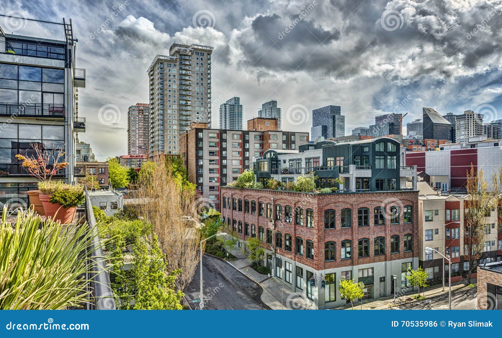 Vacant Seattle Streets stock photo. Image of vista, skyscrapers - 70535986