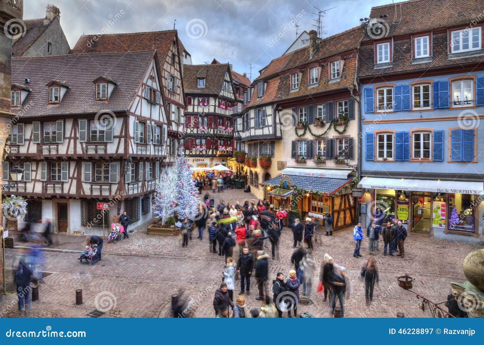 Vacanze invernali a Colmar fotografia editoriale. Immagine di alsaziano ...