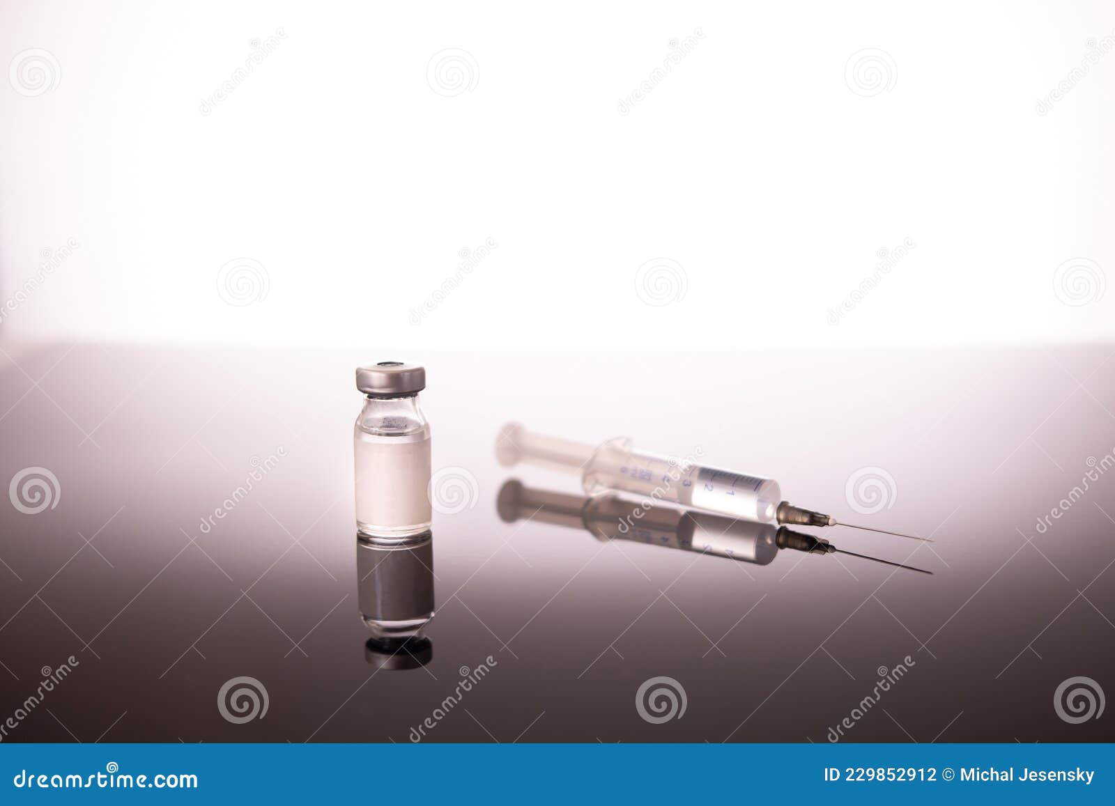 Vaccine Vial with a Syringe Stock Photo - Image of booster, doctor ...