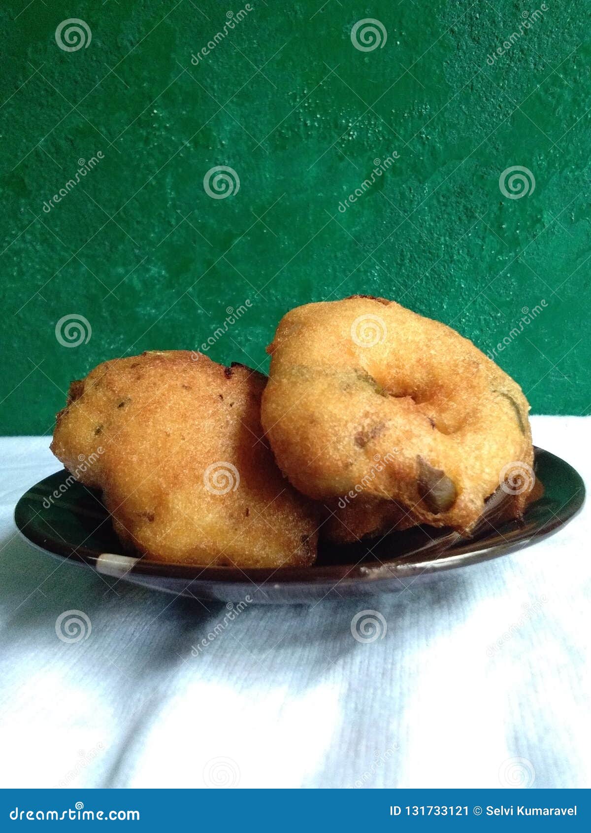 Vadai stock image. Image of vada, orid, green, wall - 131733121