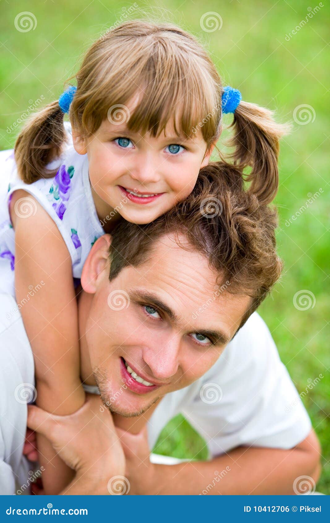 Vader en Dochter stock foto. Image of vervoer, mensen - 10412706