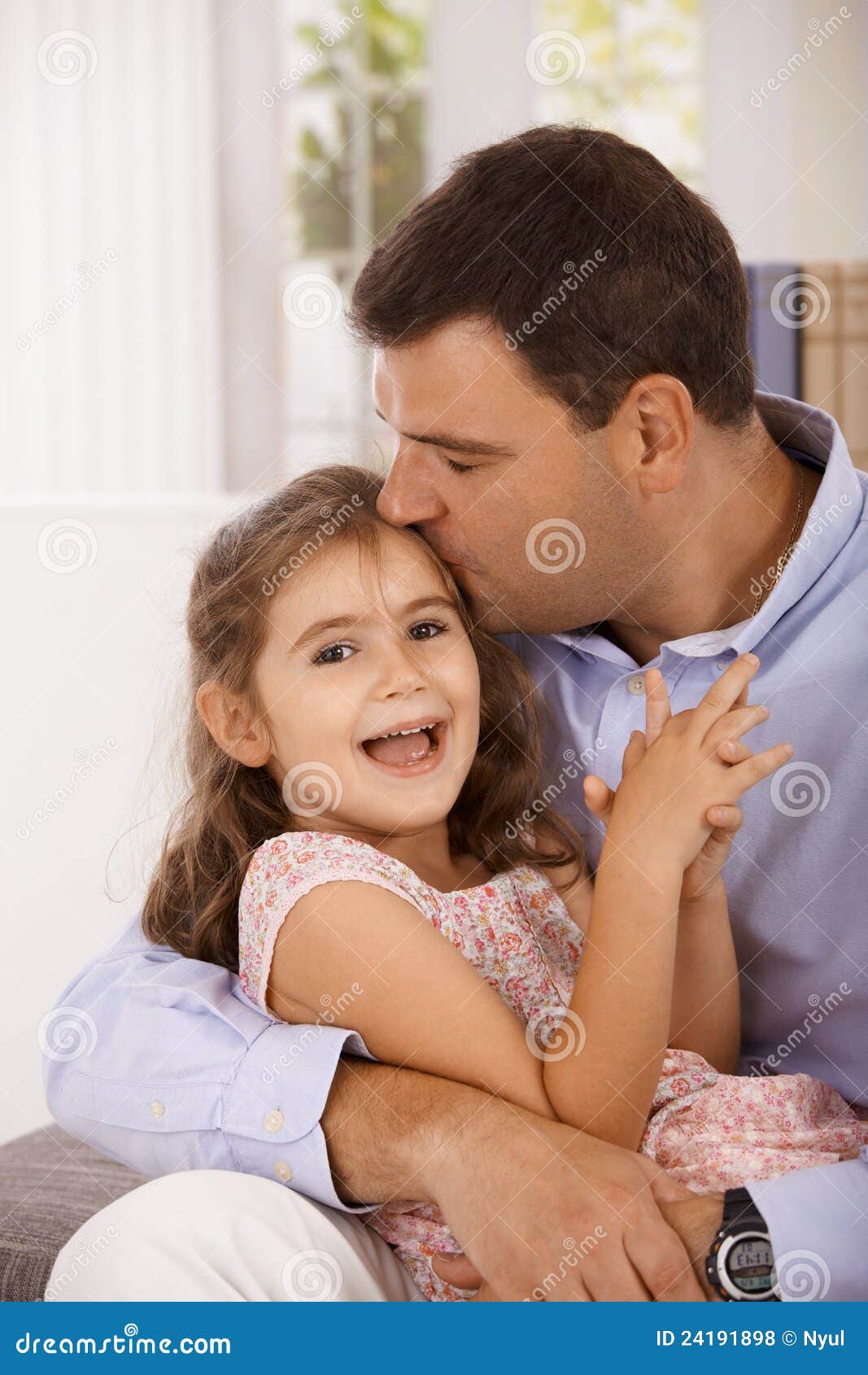 Vader en dochter stock foto. Image of geluk, generaties - 24191898