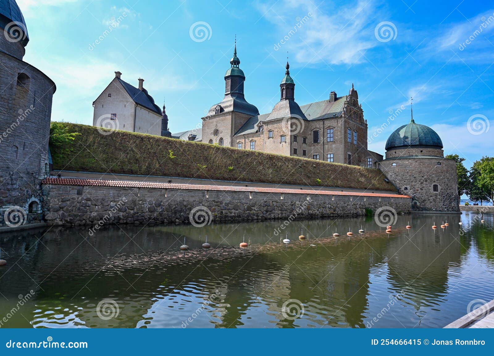 Vadstena Castle a Beutiful Summers Day in Sweden Editorial Image ...