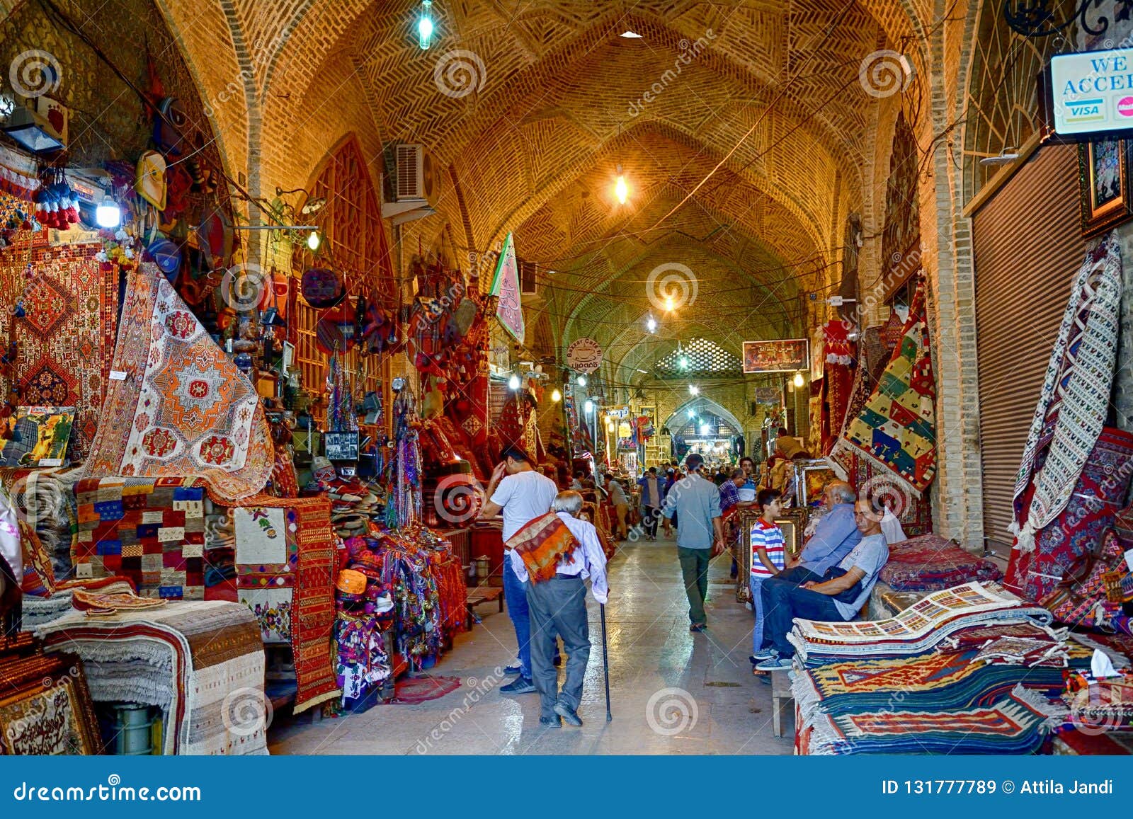 Vakil Bazaar, Shiraz, Iran redaktionelles stockbild. Bild von basar ...